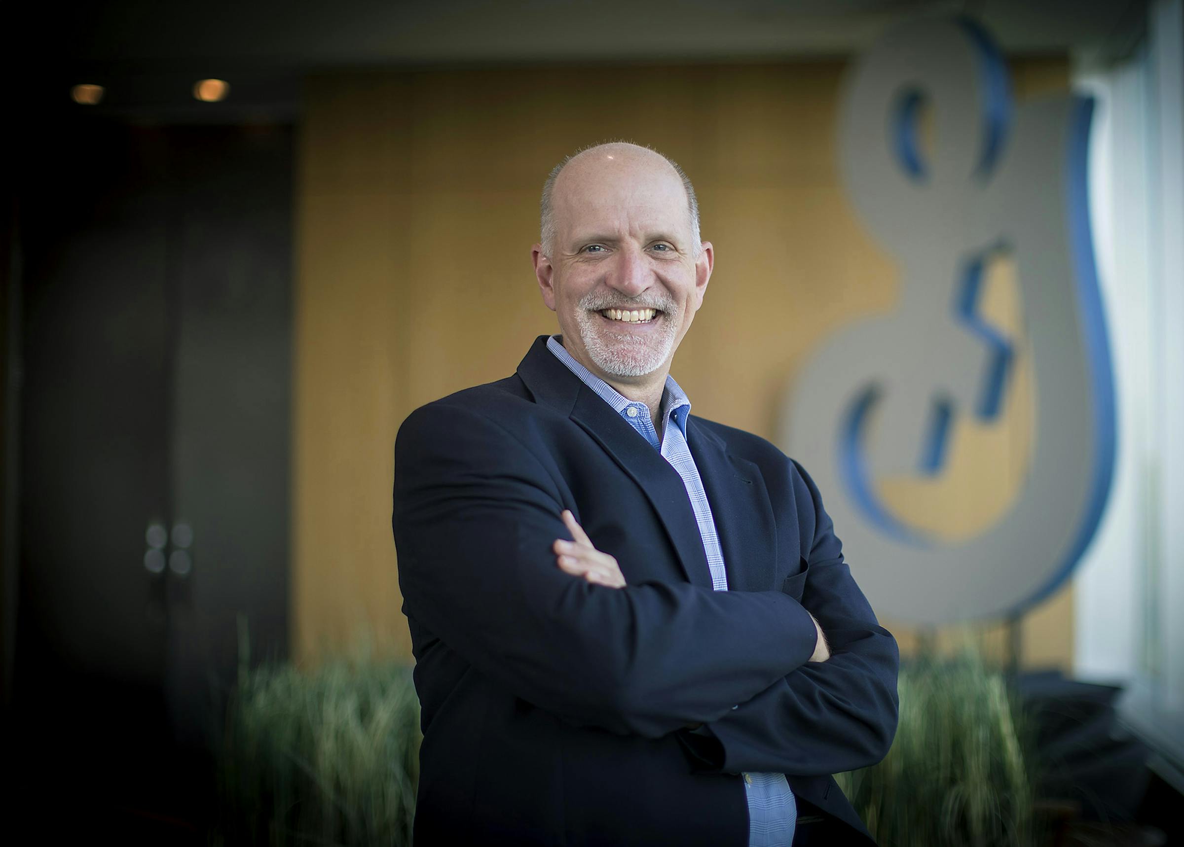 Pay for General Mills CEO drops to $13 million