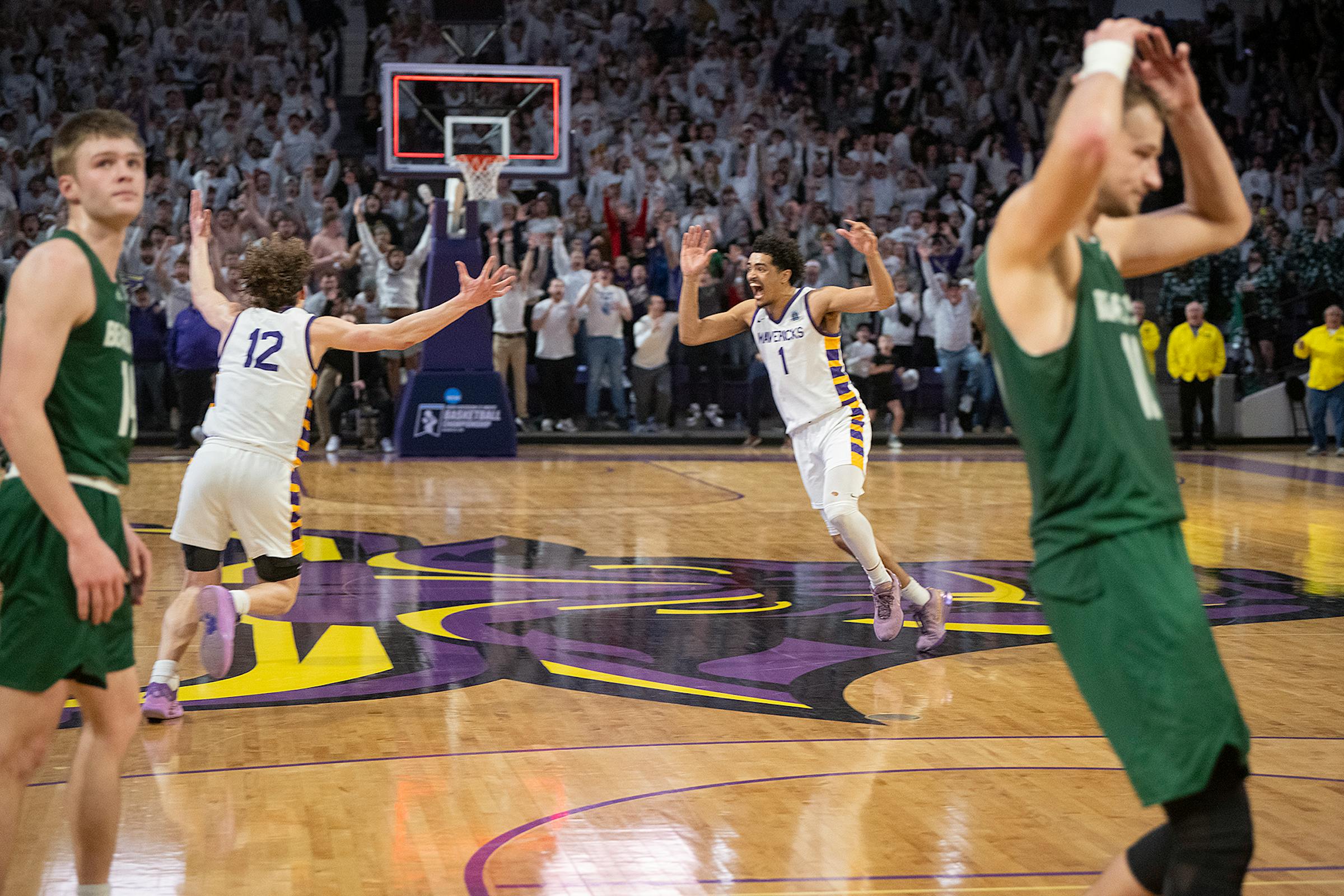 Minnesota State Mankato basketball and its #MavFam on way to two Elite ...