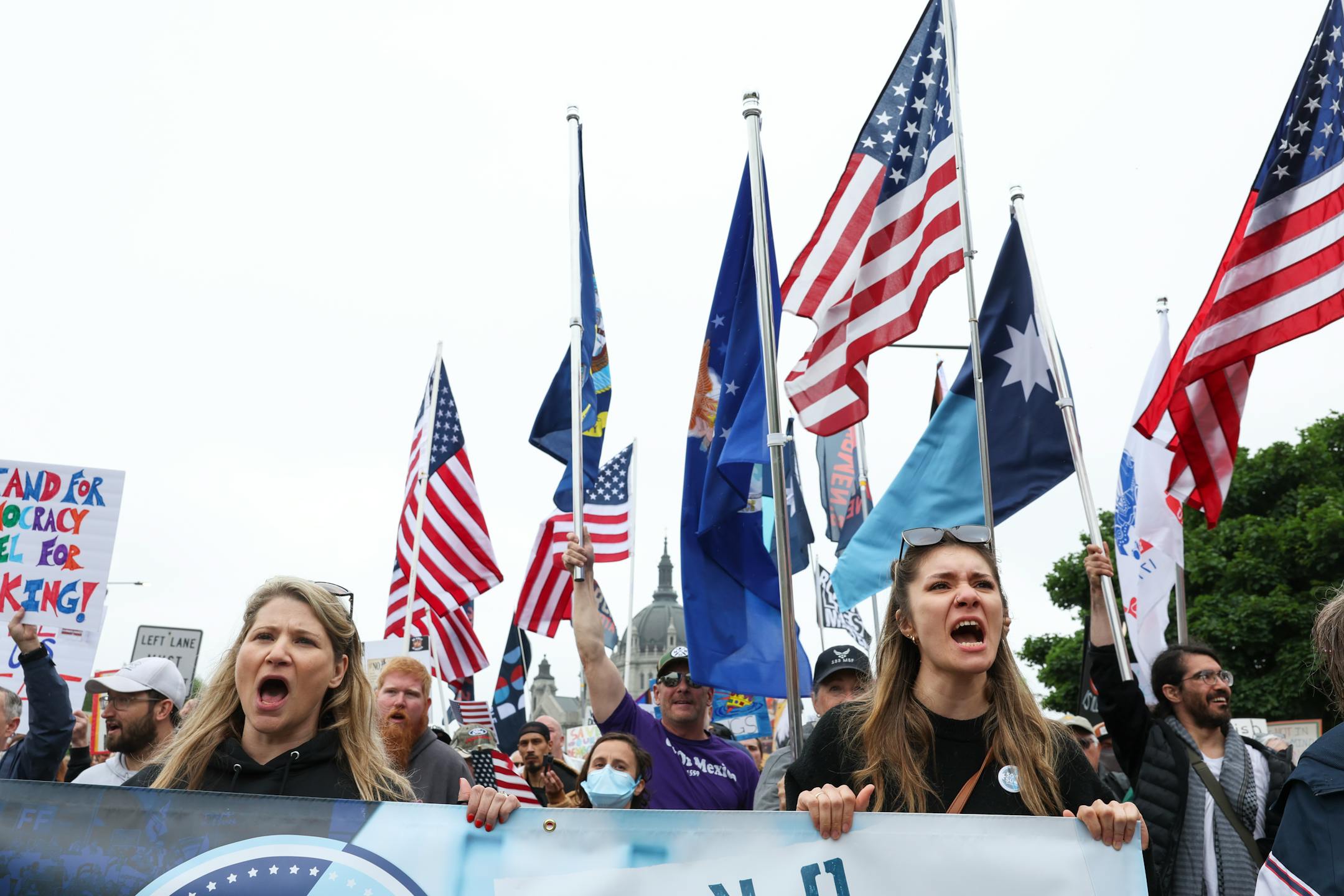 Thousands turn out for "No Kings Day" rallies despite State Patrol ...