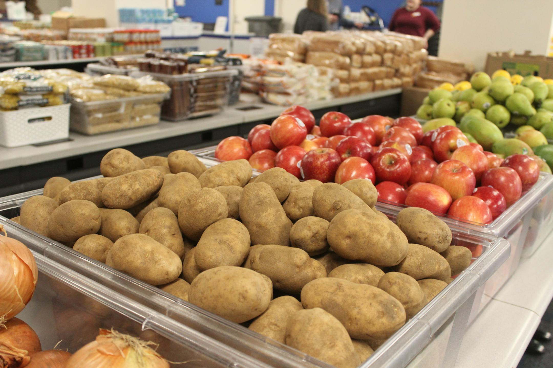 One in four University of Minnesota students need food. A new pantry ...