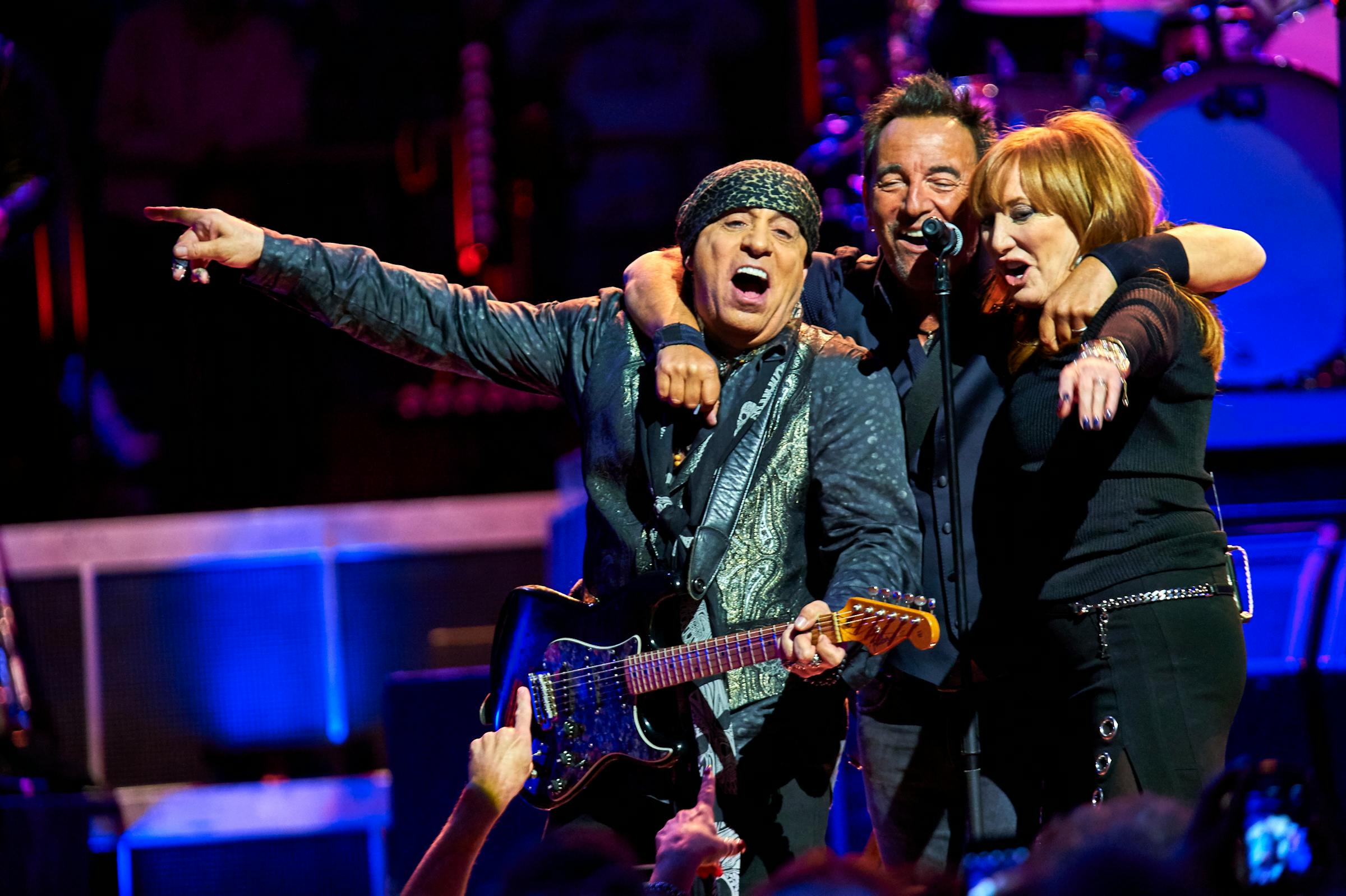 6 cool things in music this week include Bob Dylan, Stevie Van Zandt ...