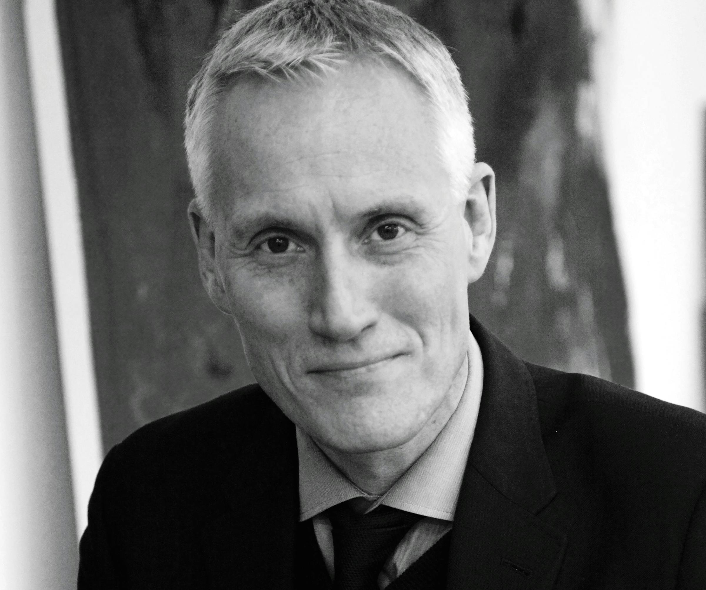 Review: 'Touch,' by Olaf Olafsson
