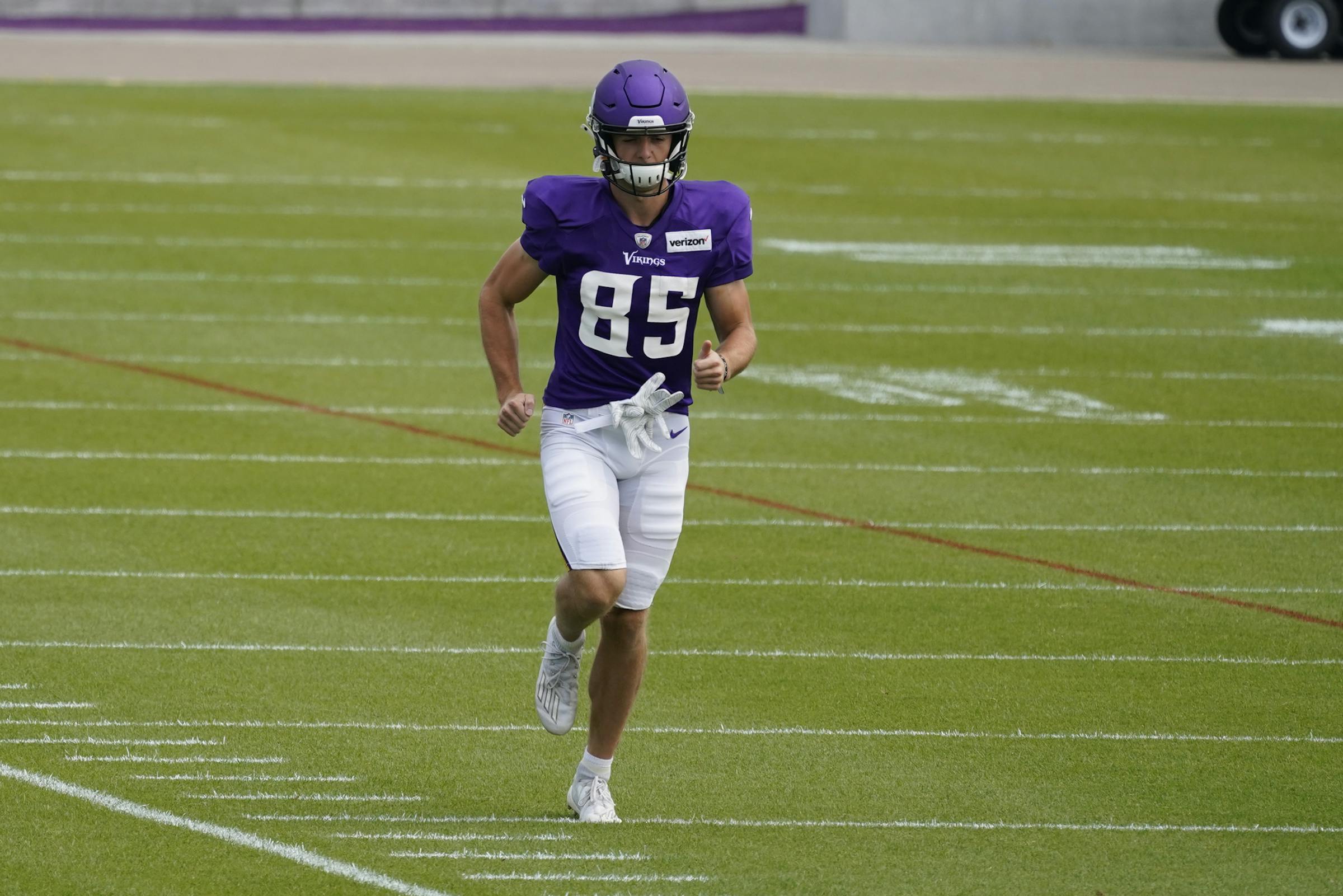 Dan Chisena's speed and versatility win him a spot on Vikings' roster