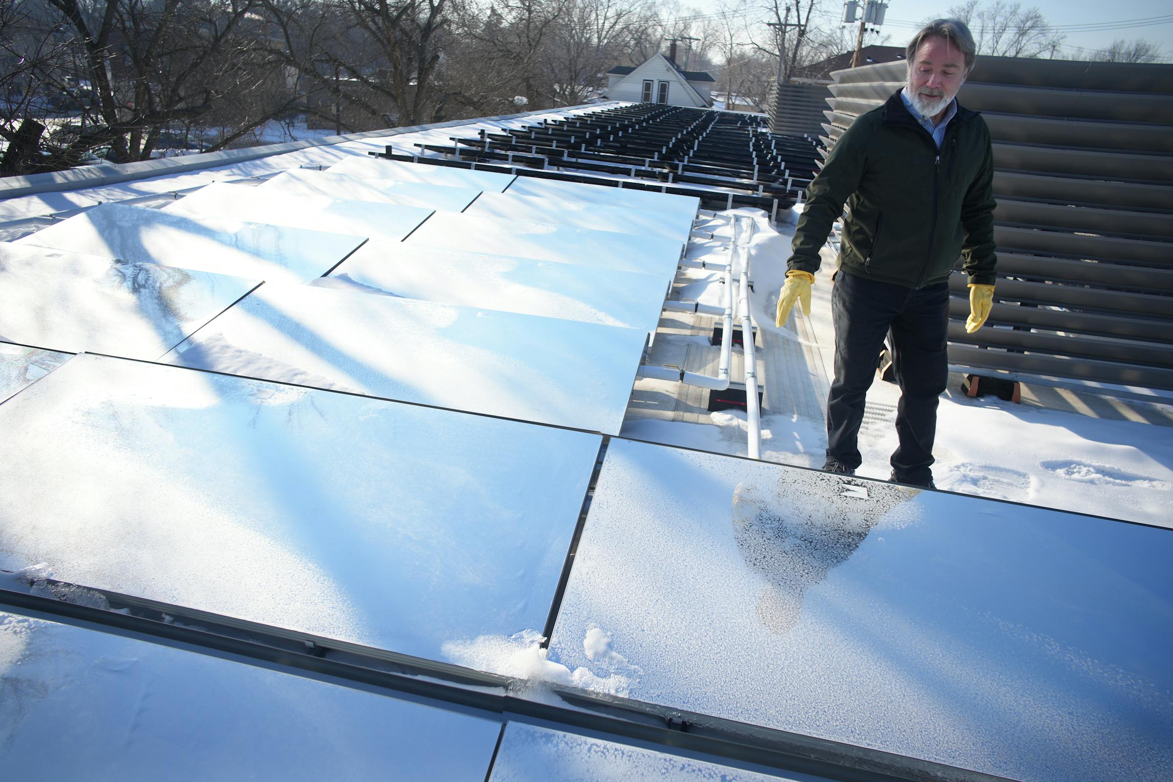 Can a 3M film help climate-proof our buildings?