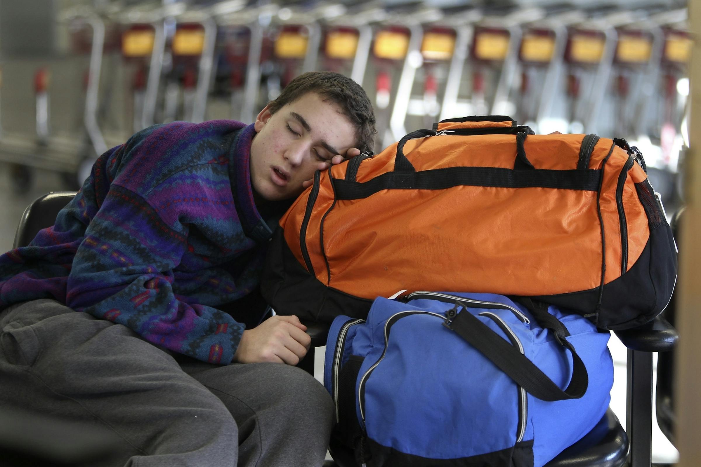 Blizzard-bound at MSP: Plenty of woe and no be-gone