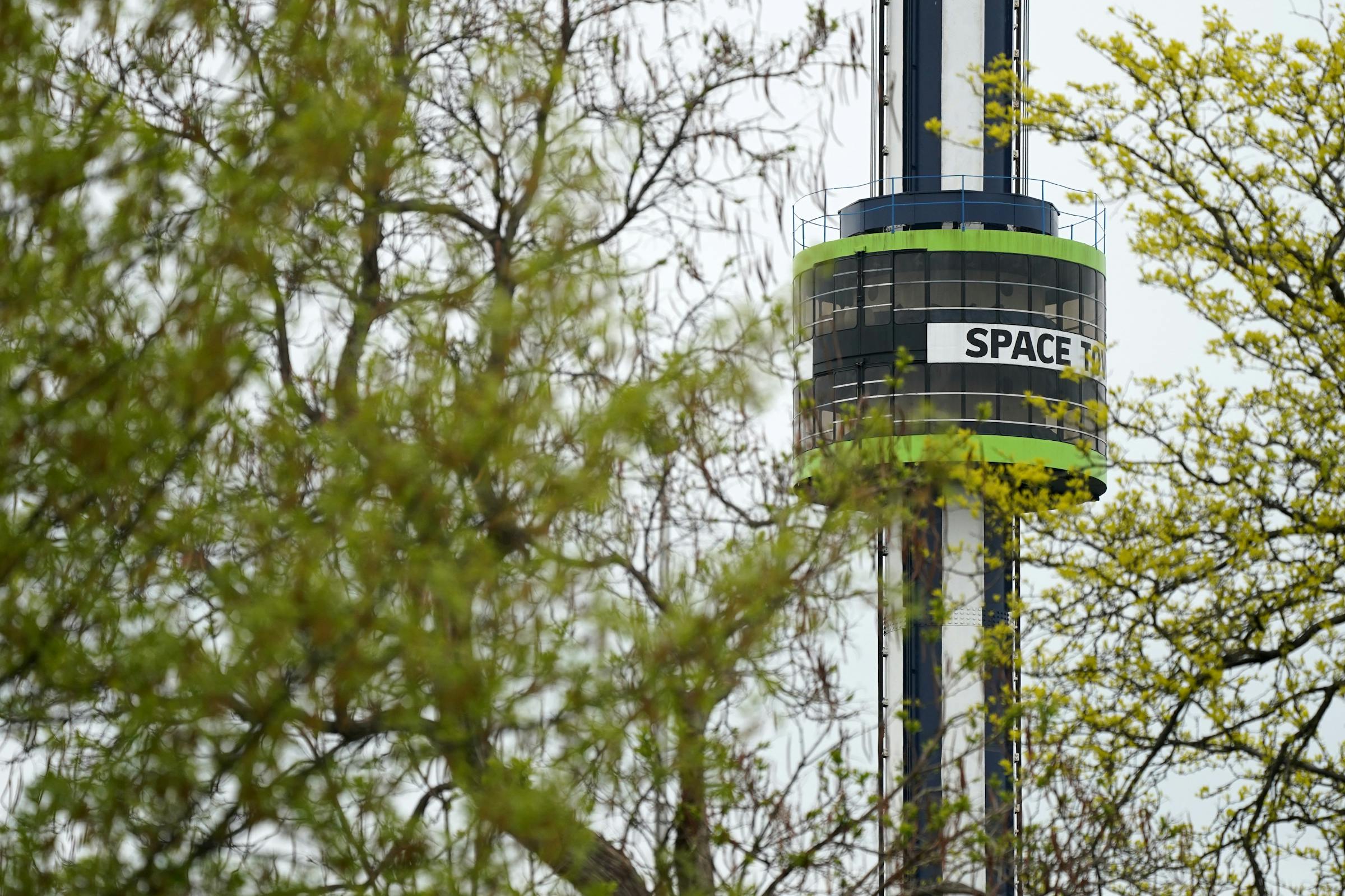 Mechanical issues force closing of Space Tower for the rest of this ...