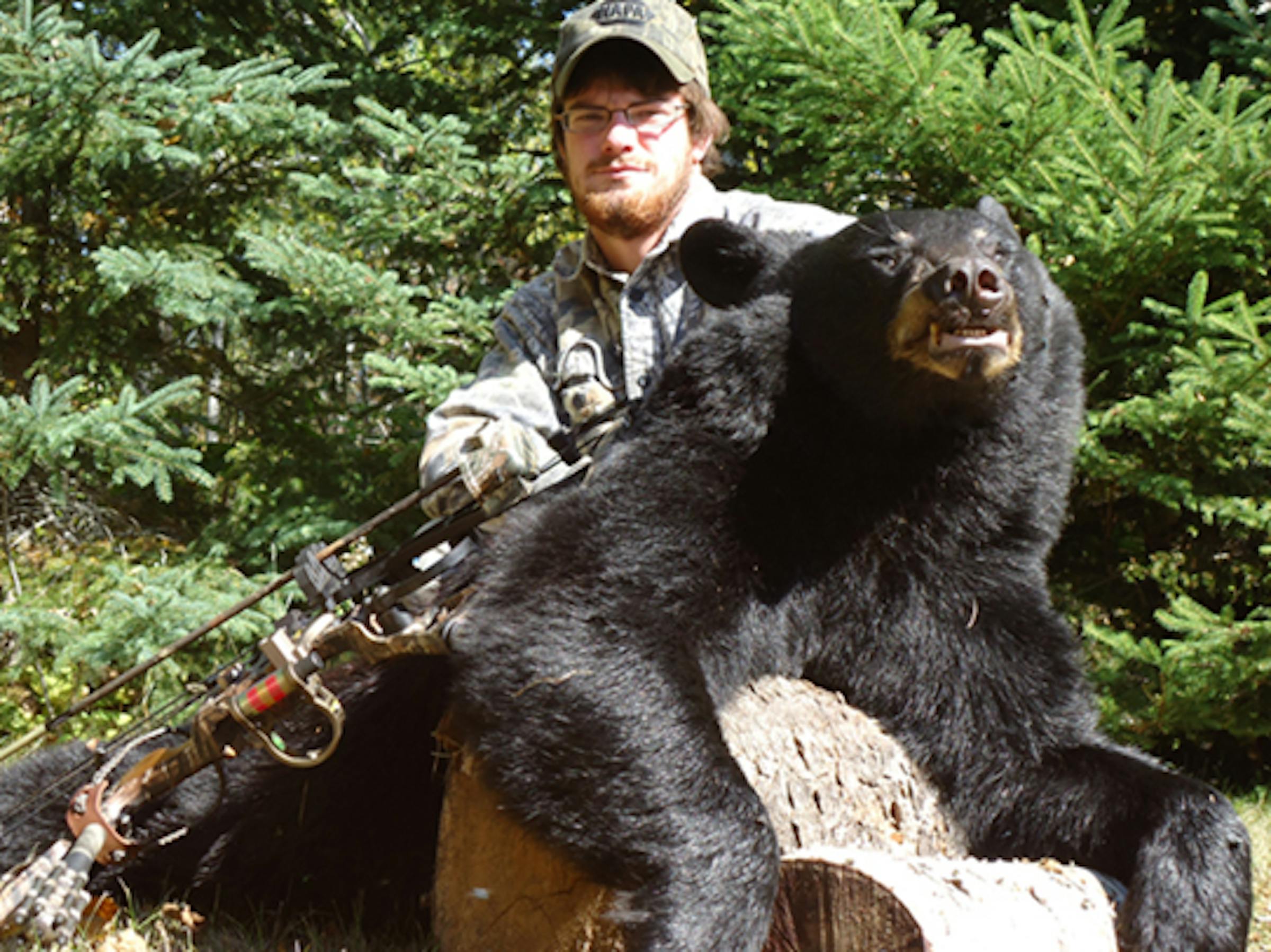 Bear guide convicted of poaching faces $4,000 in fines
