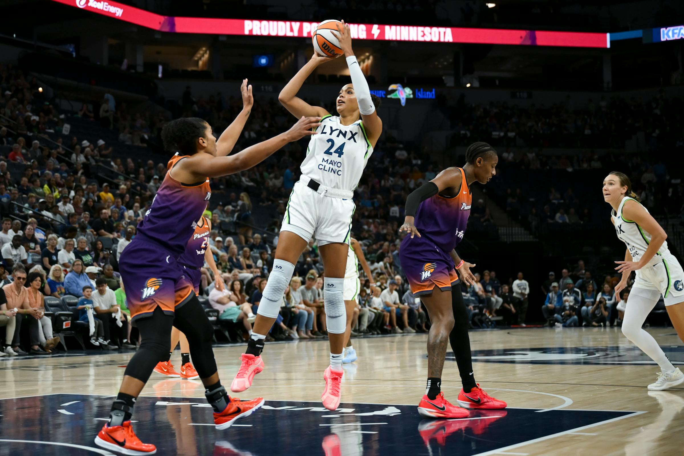 MN Lynx vs. Phoenix Mercury: WNBA Playoffs matchup preview