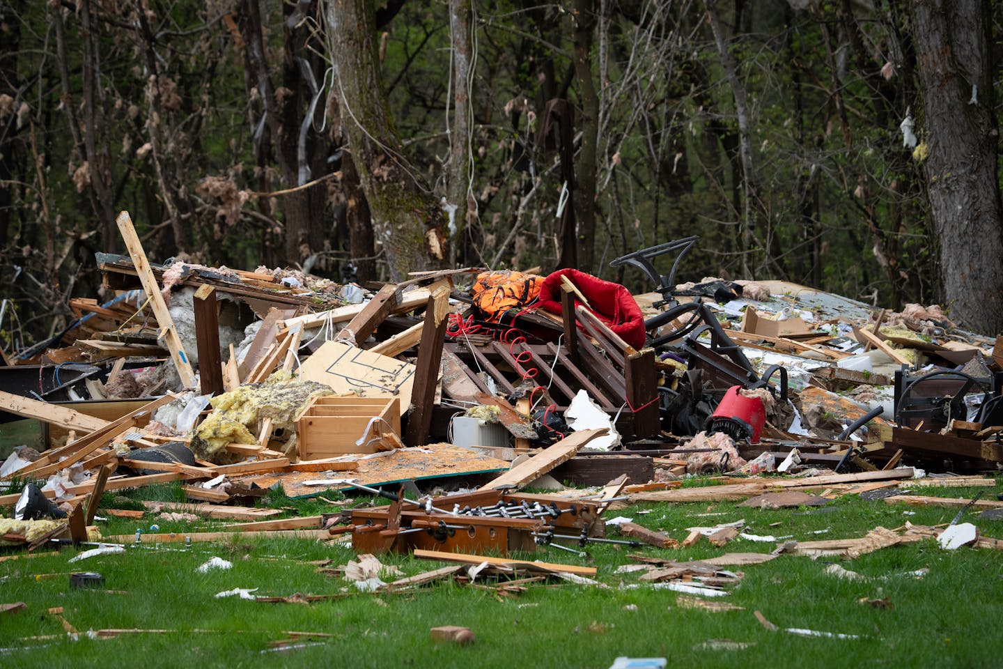 Mobile home explosion near Princeton kills 2, leaves 'mass destruction'