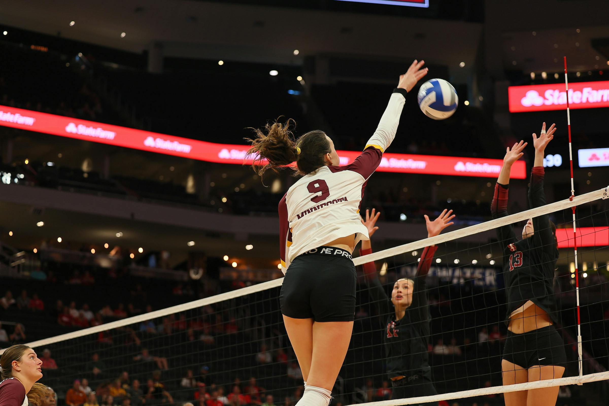 Gophers volleyball team falls in opener in five sets to No. 5 Stanford ...