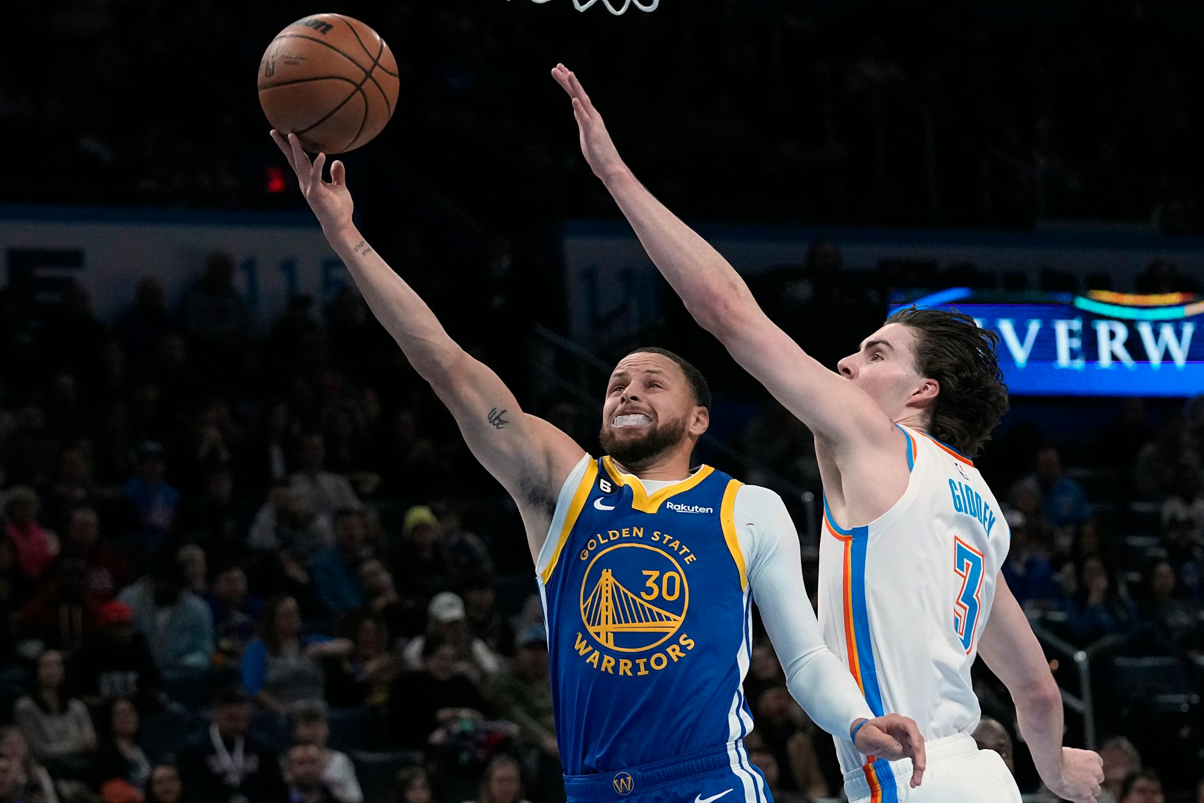 Stephen Curry, defending NBA champion Warriors face Timberwolves on ...