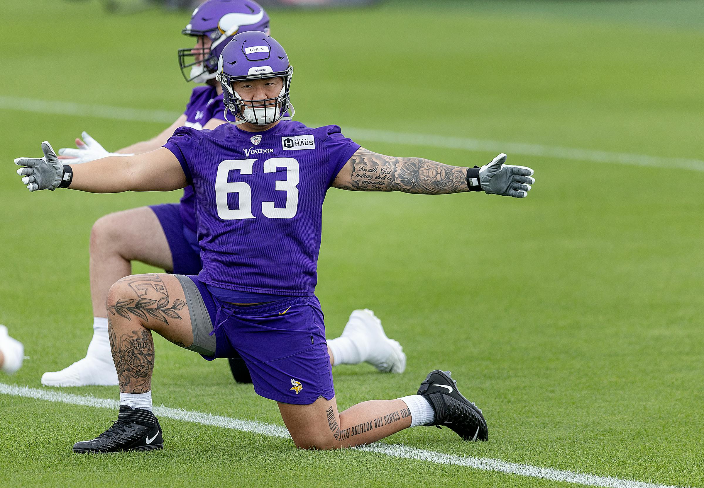 Jacky Chen's Vikings journey: From sneaking onto the football field to signing with Minnesota