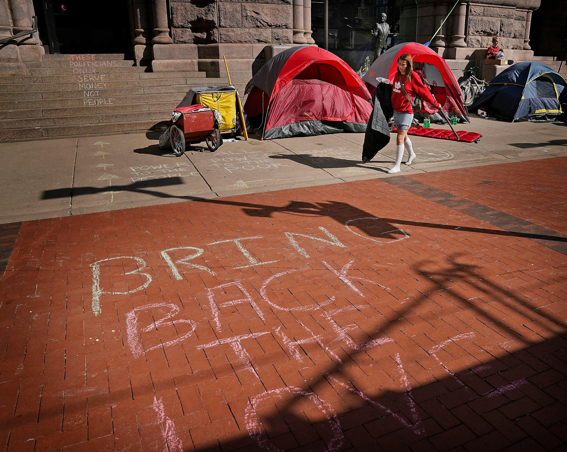 Find safe alternatives for the homeless