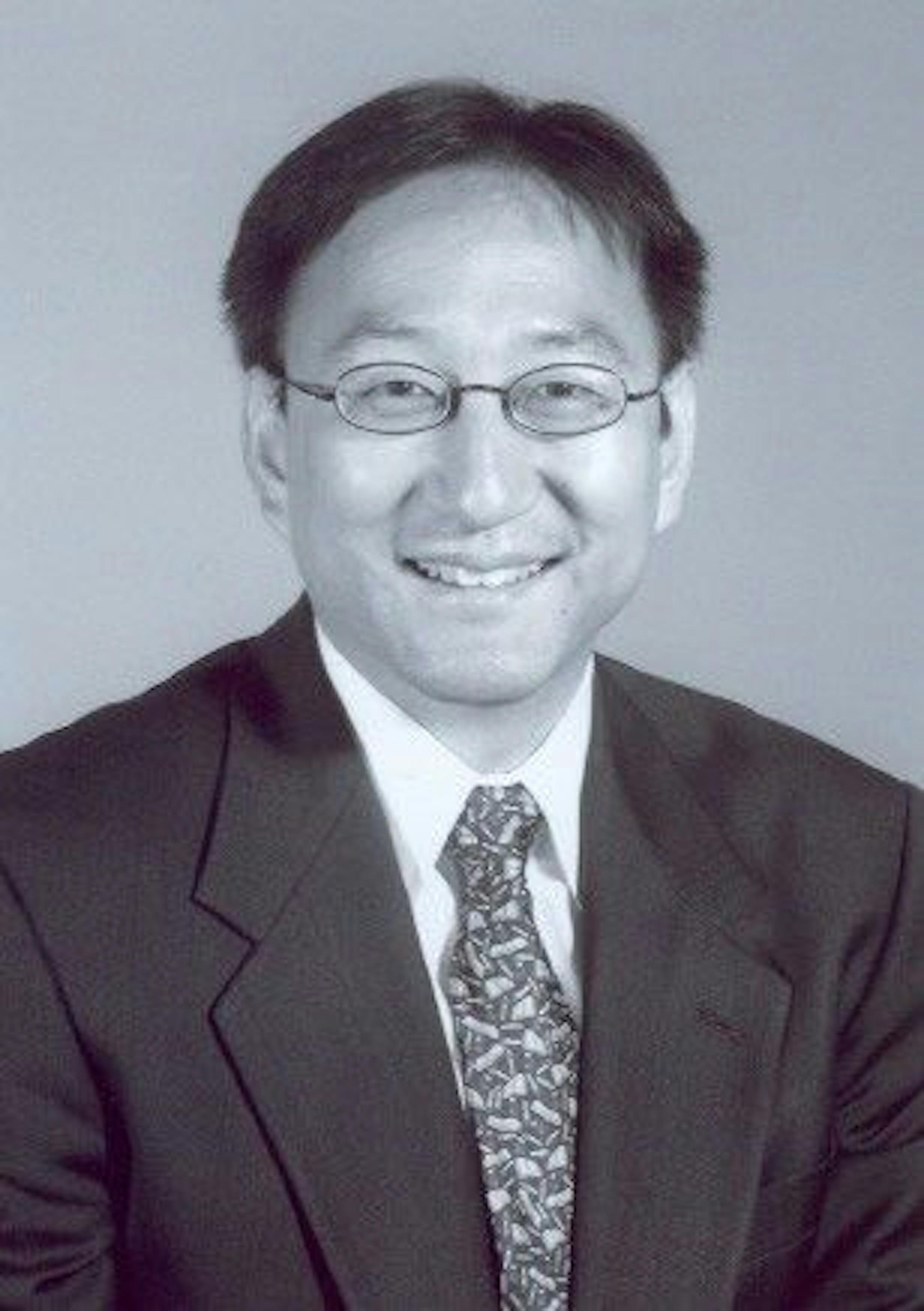 Minneapolis Fed's longtime research chief Rolnick to retire