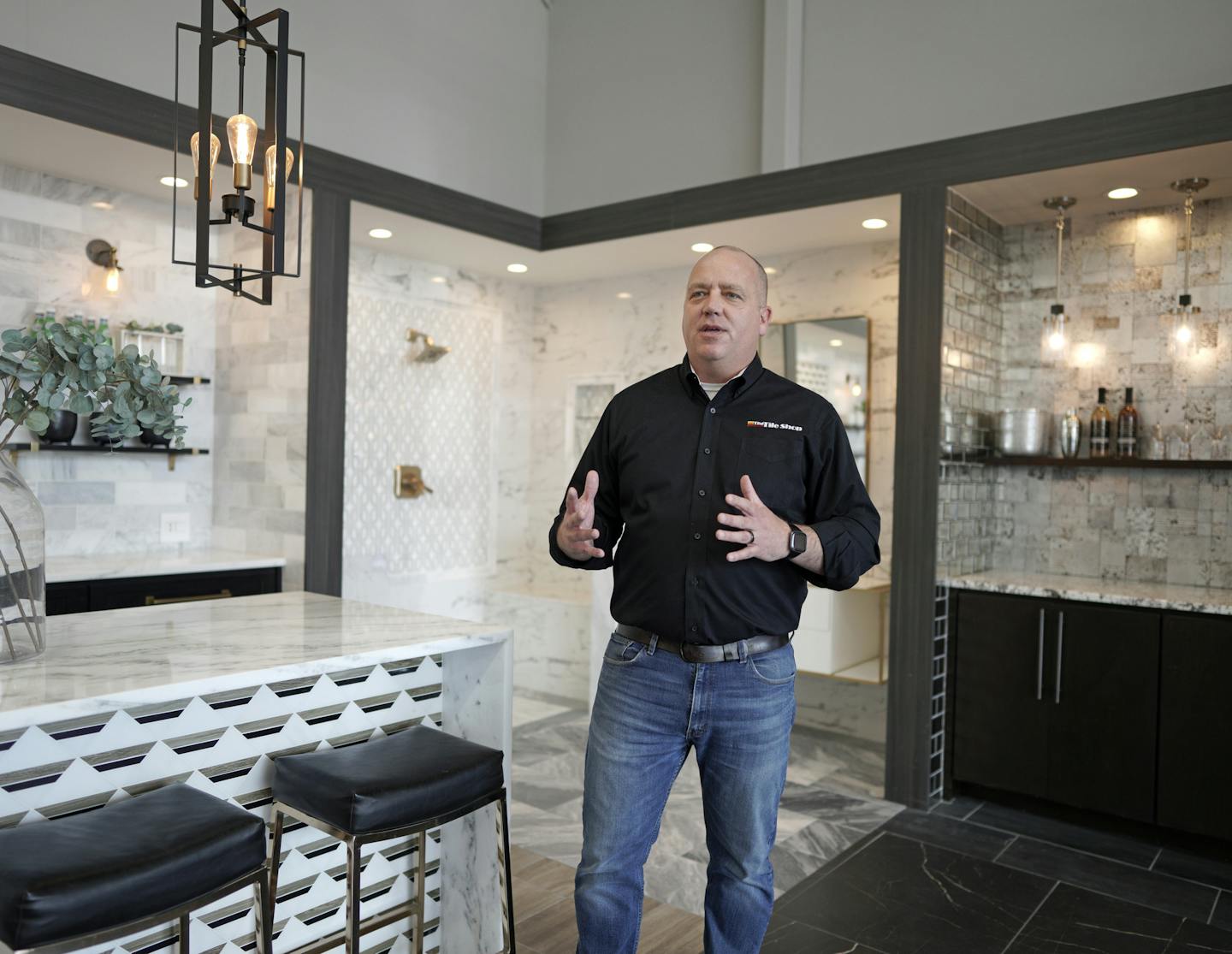 How Tile Shop survived a delisting, shareholder lawsuits and a pandemic