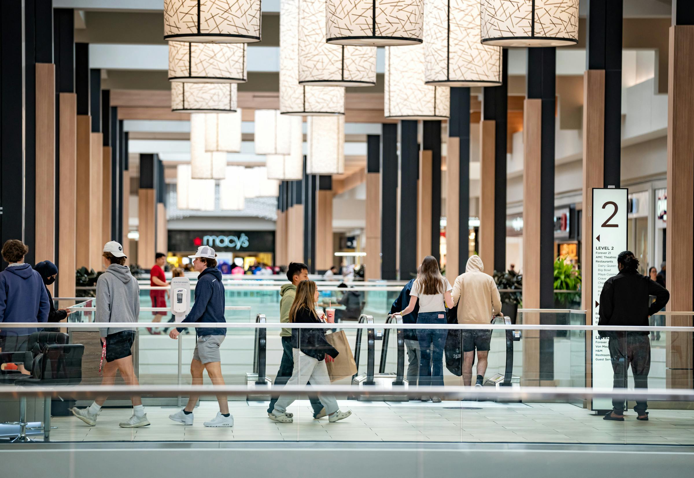 Nation's return to in-store shopping is clear at largest Twin Cities malls
