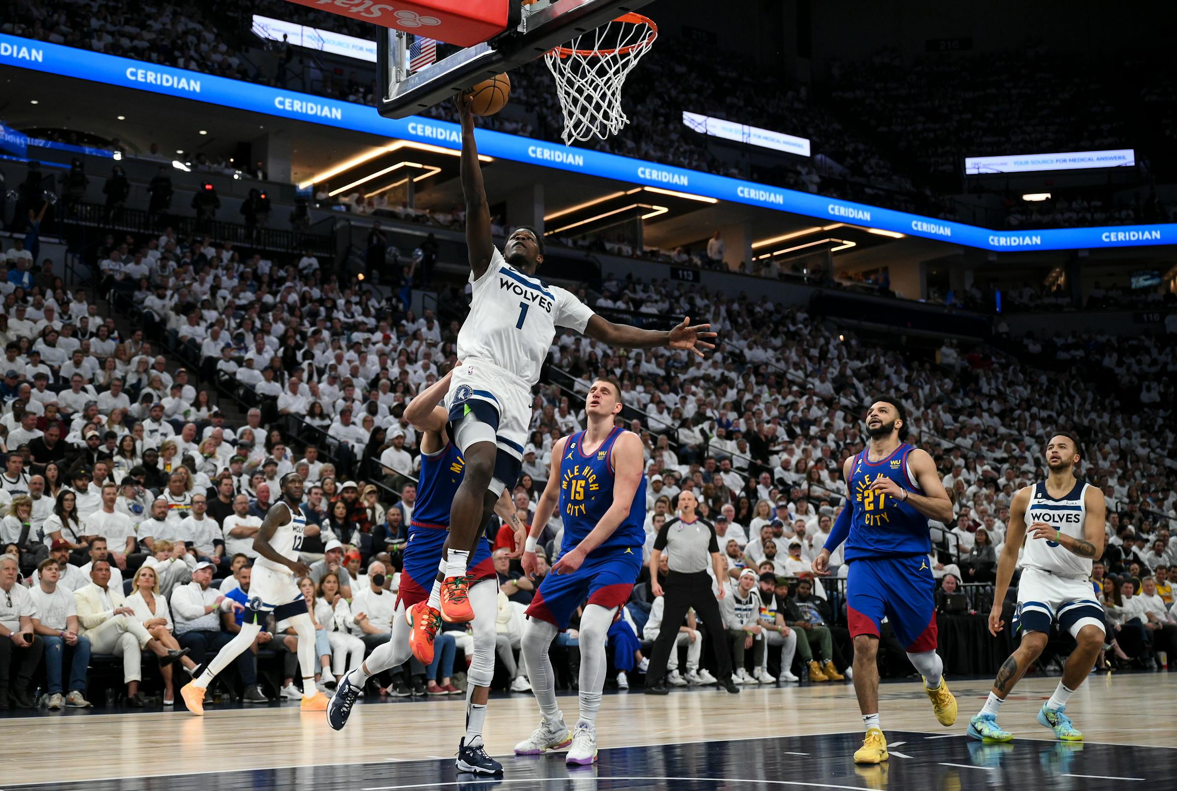 Timberwolves and Lynx team with iHeartRadio to stream radio broadcasts