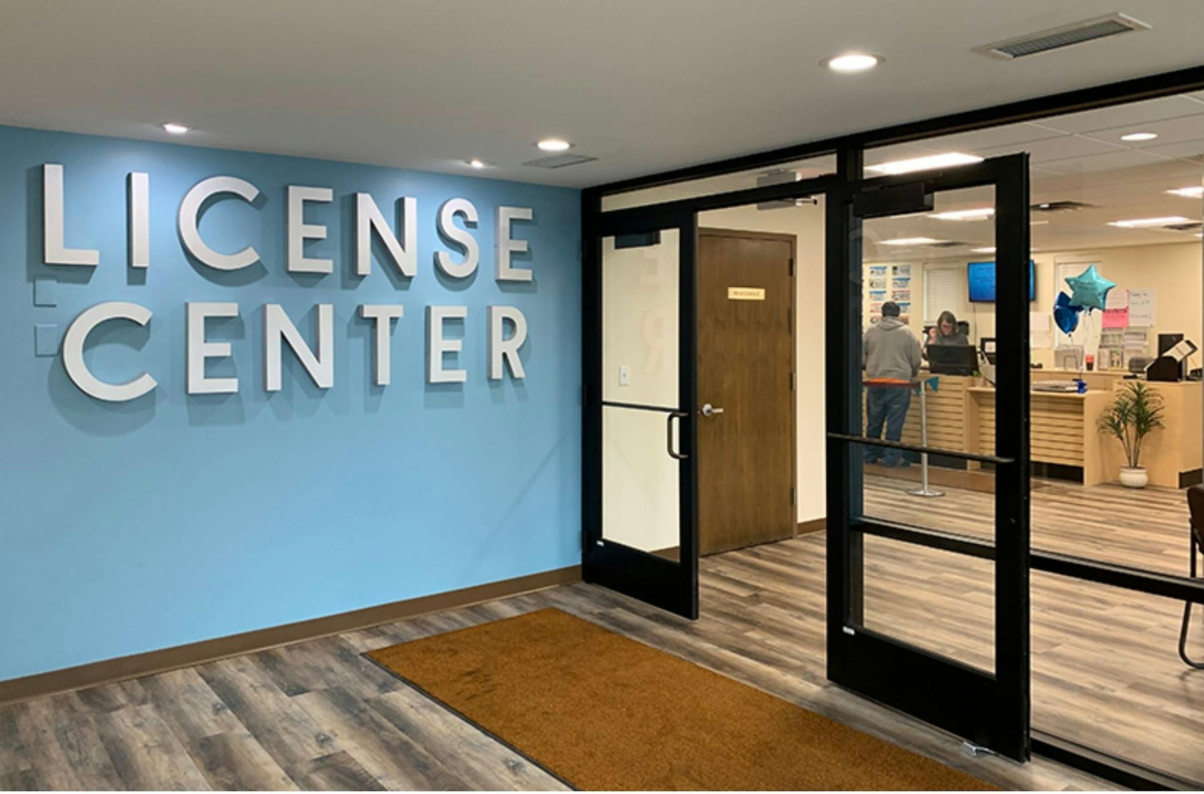 Minnesota DVS offices try license renewals by appointment