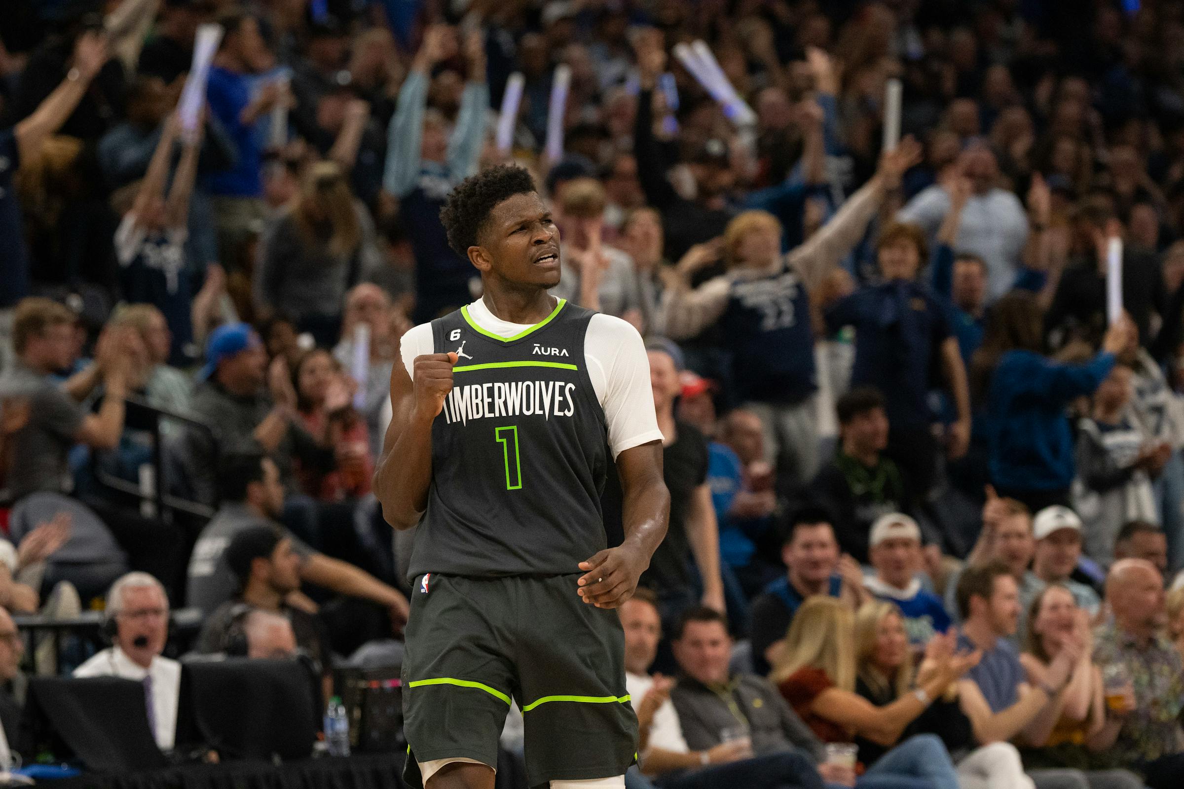 Minnesota fans' guide to busy, high-stakes weeks ahead, for Wolves ...