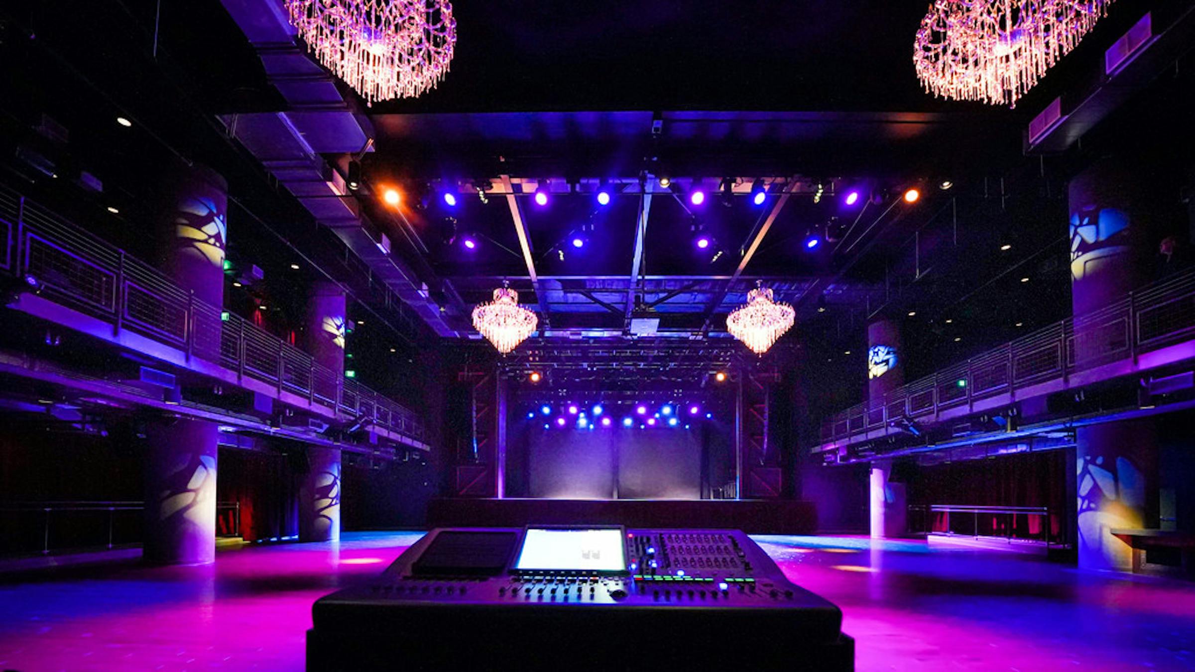 With glitzy Fillmore concert hall, Live Nation turns up the volume in ...