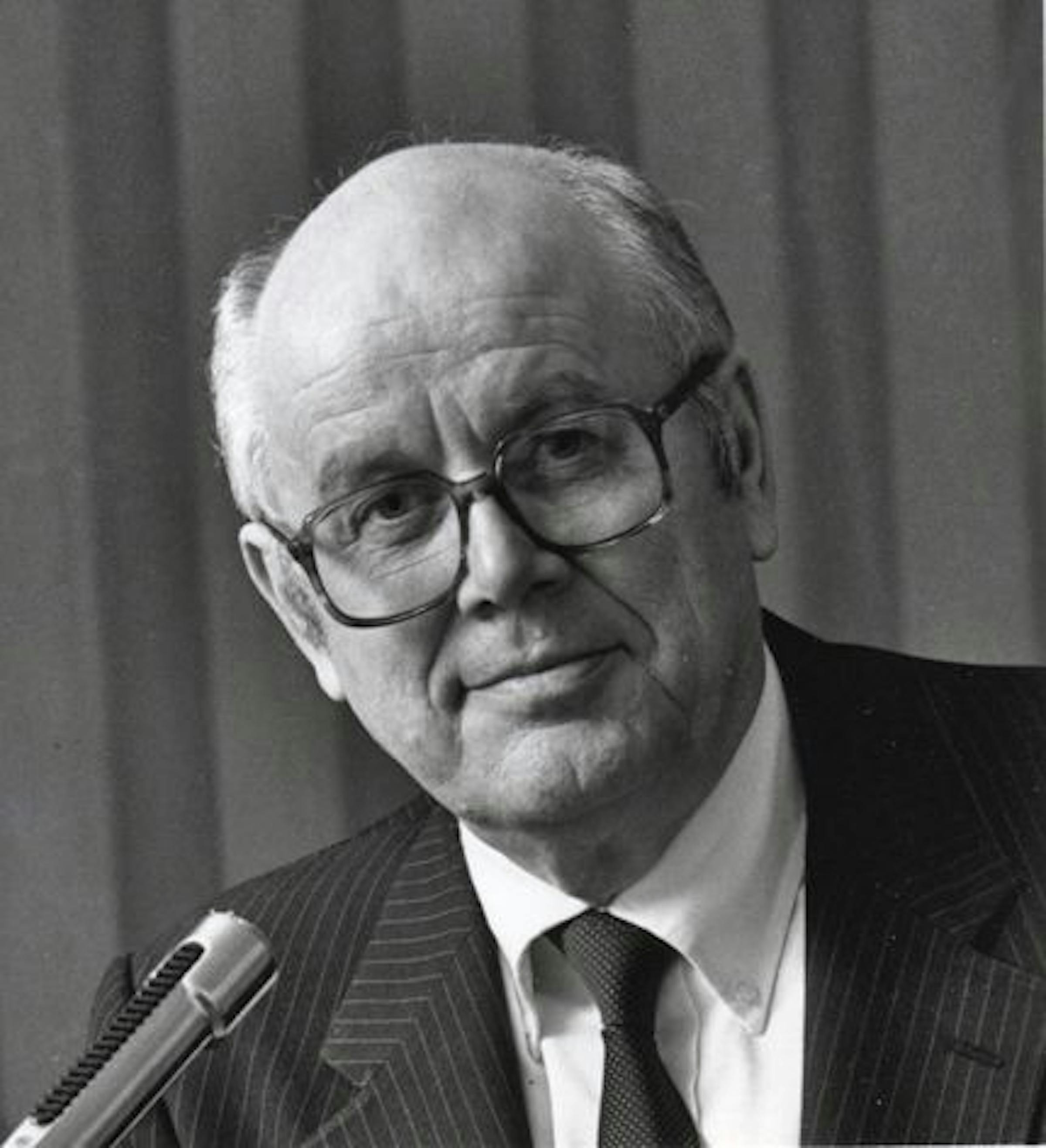 Dick Kremer, former Hennepin County commissioner, dies