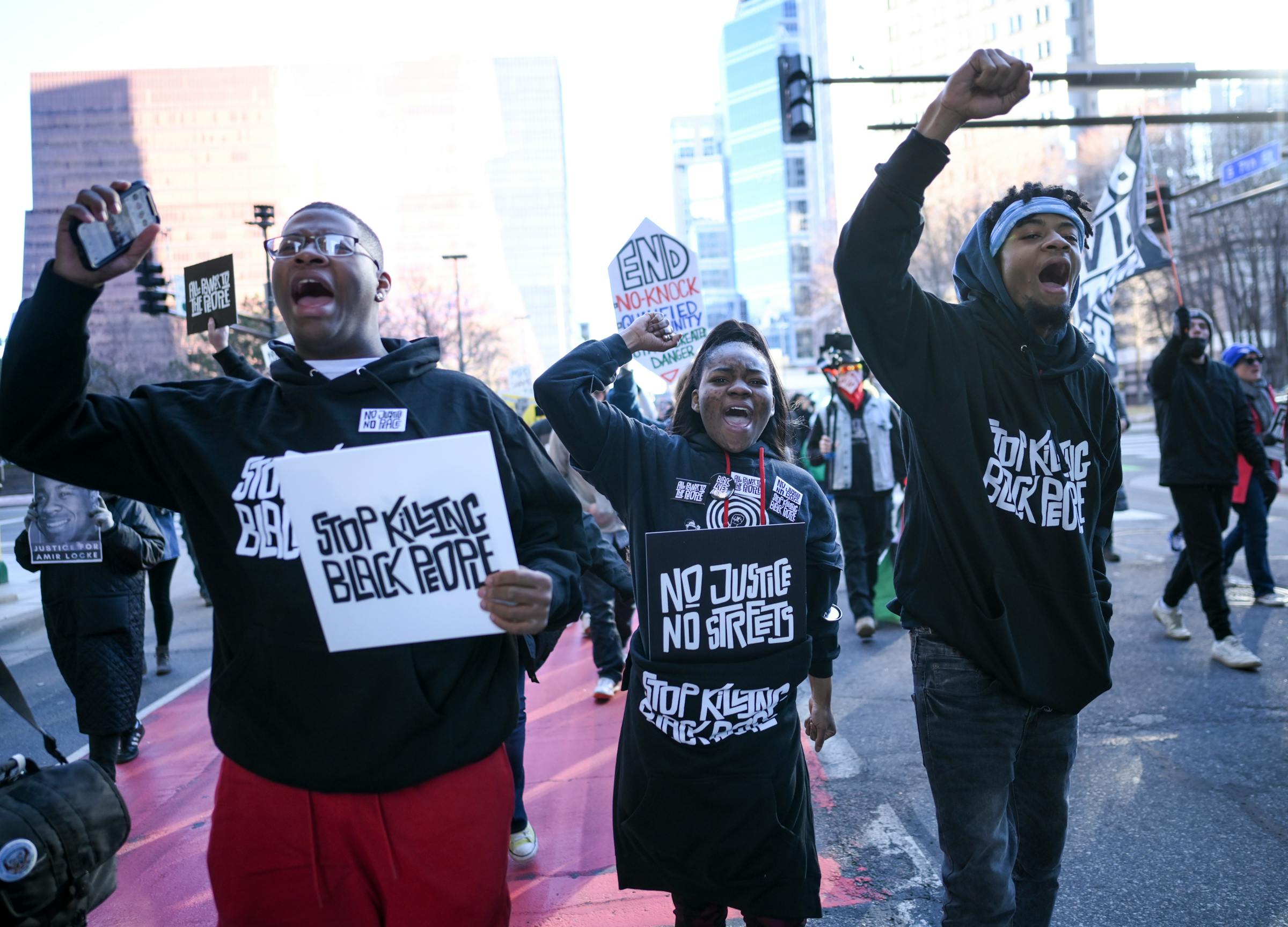 Activists protest decision not to charge Minneapolis officer who ...