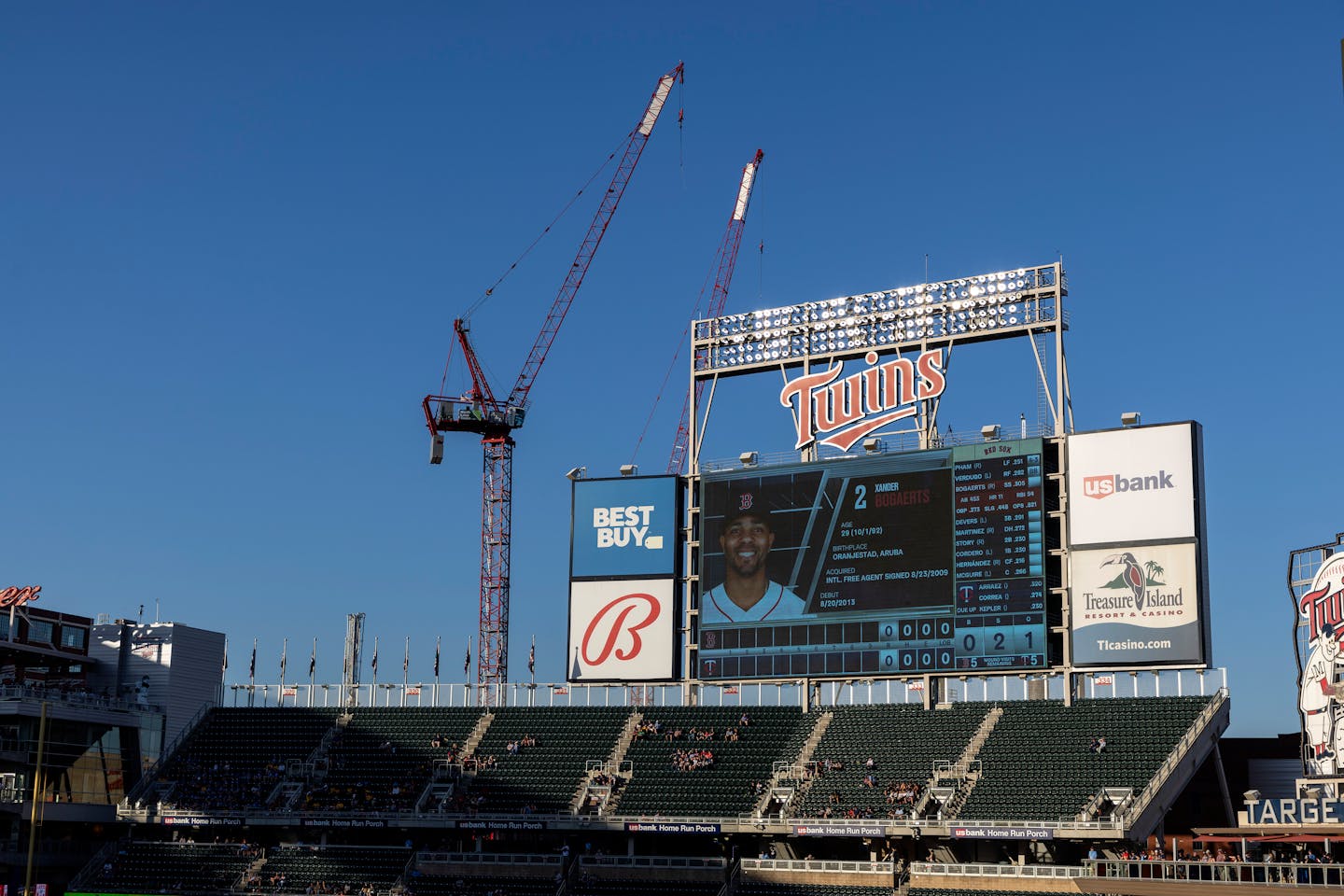Twins getting new uniforms, Target Field getting massive new scoreboard