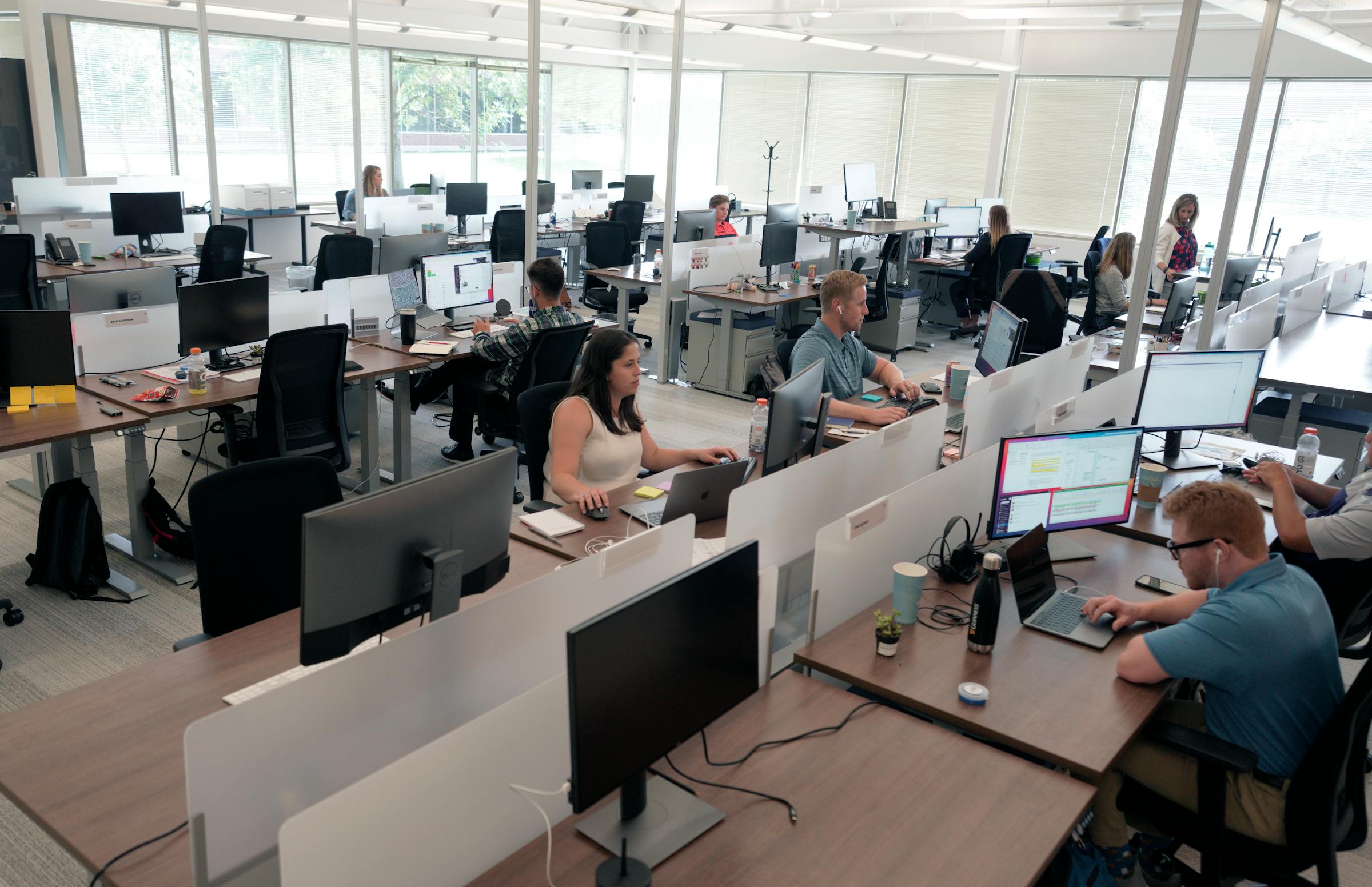 Eden Prairie cybersecurity firm Arctic Wolf raises another $150 million