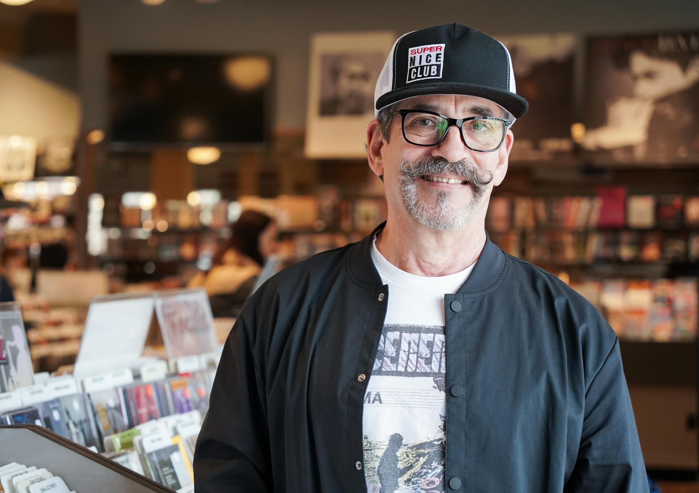Dü-over: Minnesota music vet Greg Norton ready to rock again after ...
