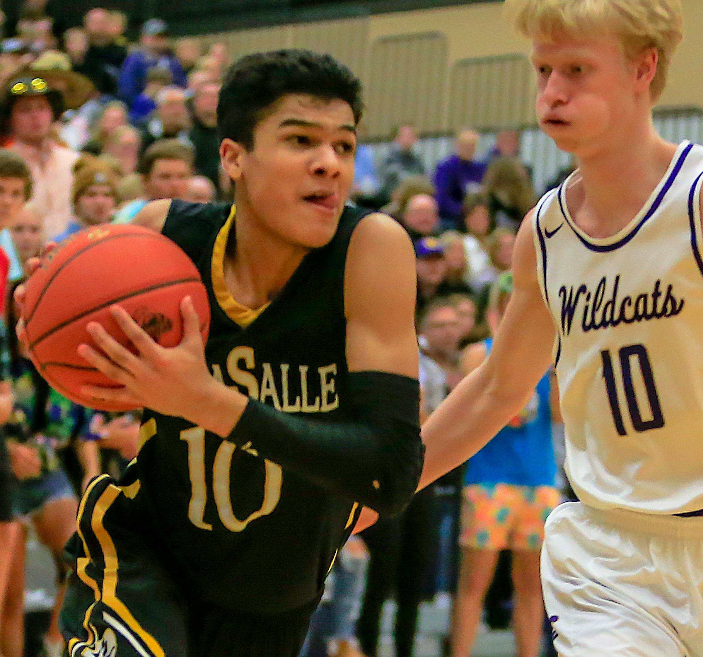 Class 3A story lines: Welcome back, it's been a while for half of the field