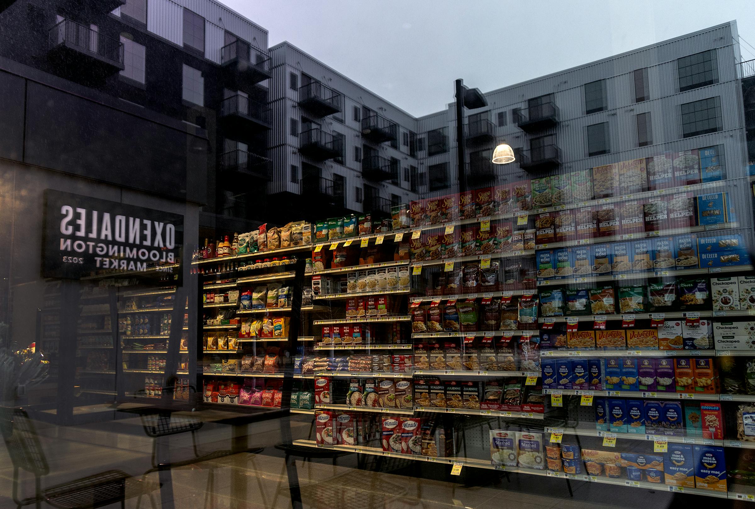 A grocery store was supposed to help spark a walkable neighborhood near ...