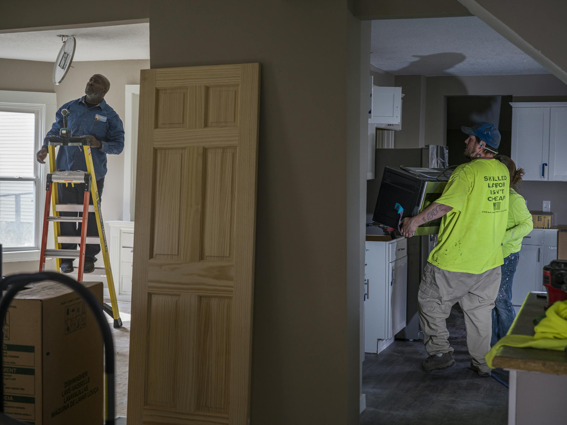Looking for a home improvement expert? Here’s what you need to know.