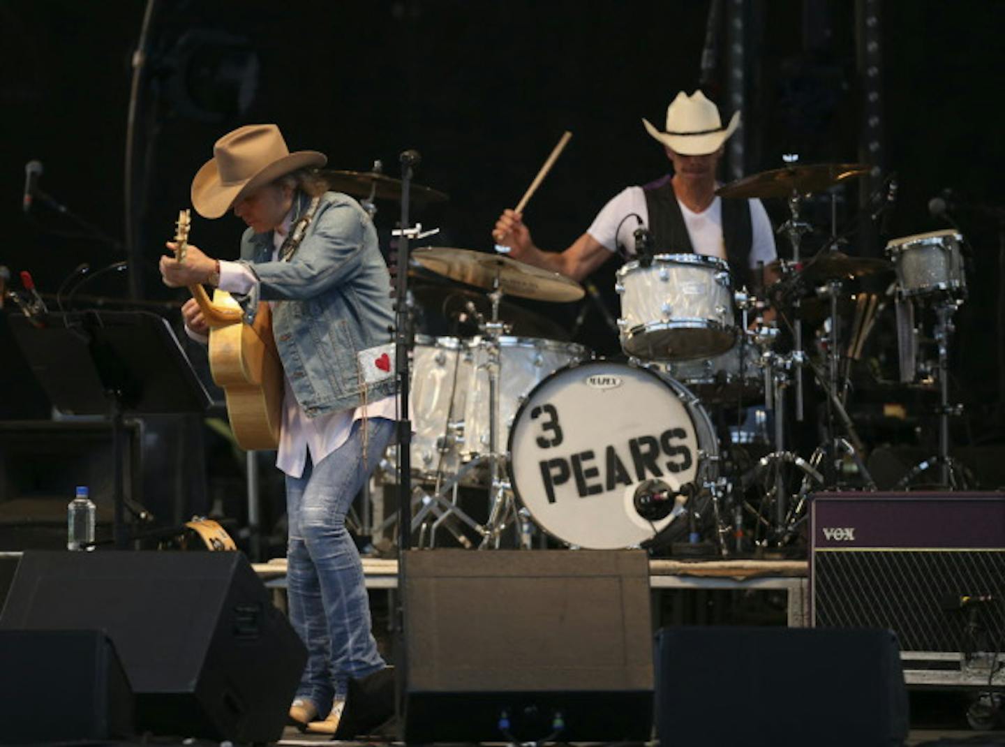Set lists for Sheryl Crow & Dwight Yoakam at State Fair