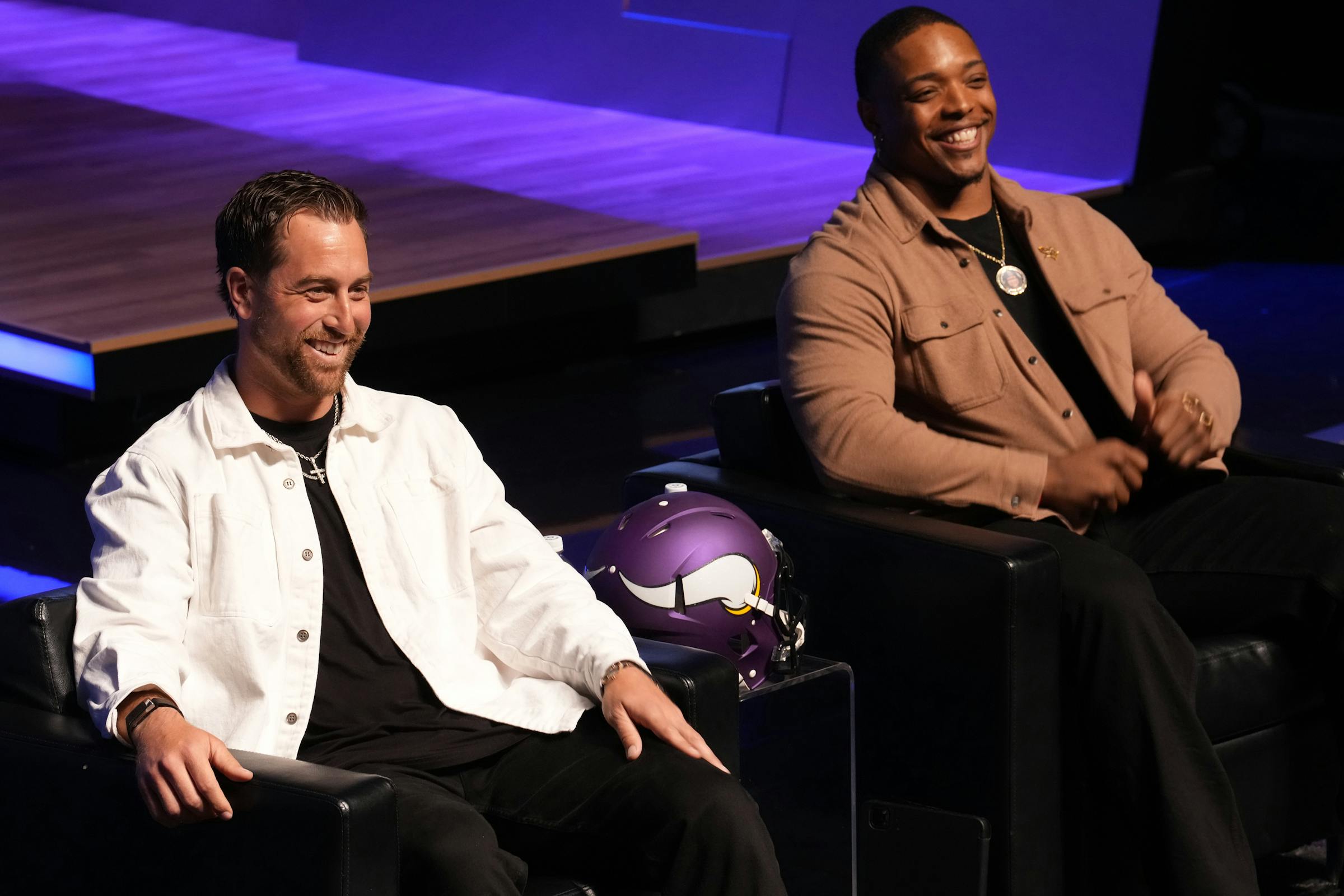 Adam Thielen, C.J. Ham retire as Minnesota Vikings together