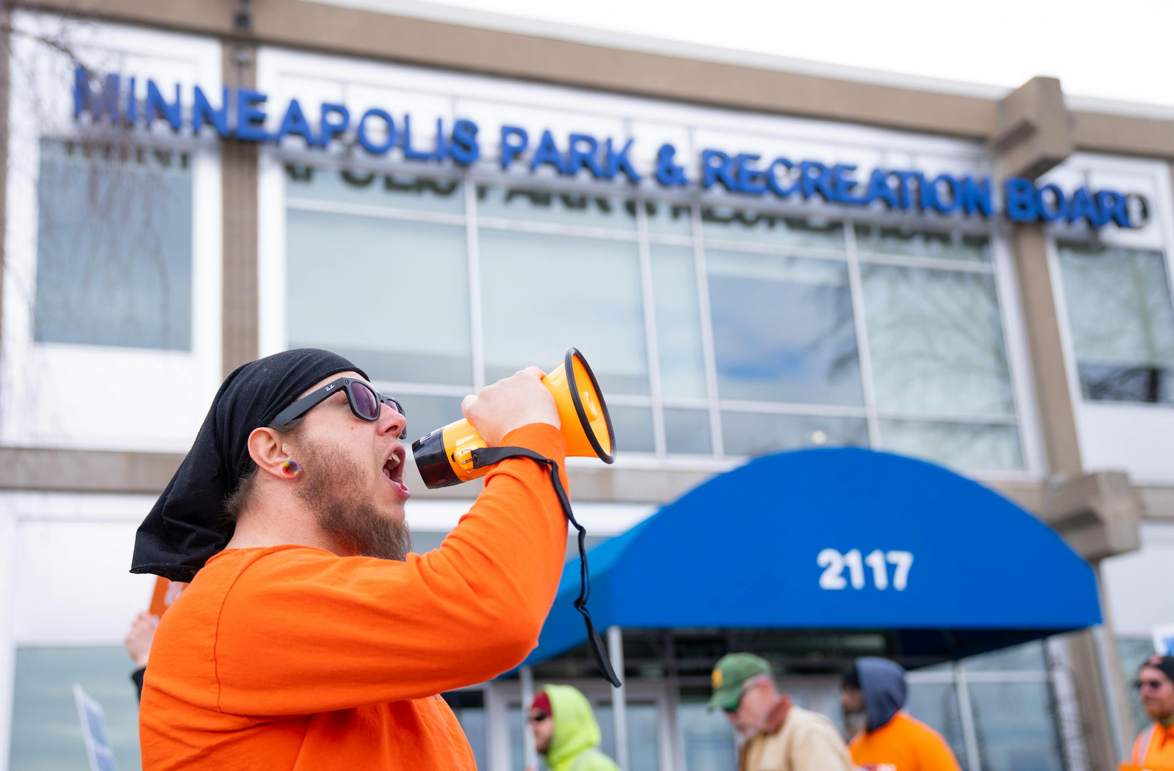 Longtime Minneapolis Park Board workers say they're fed up with low ...