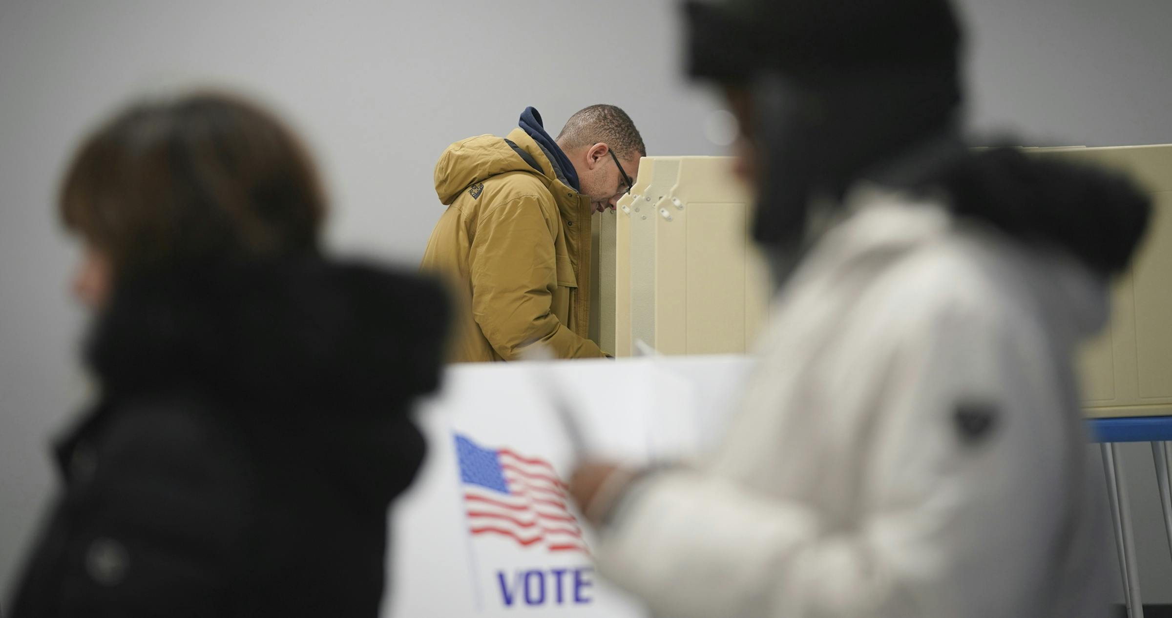 Minnesota voters eager to be first, but there could be a reason to wait