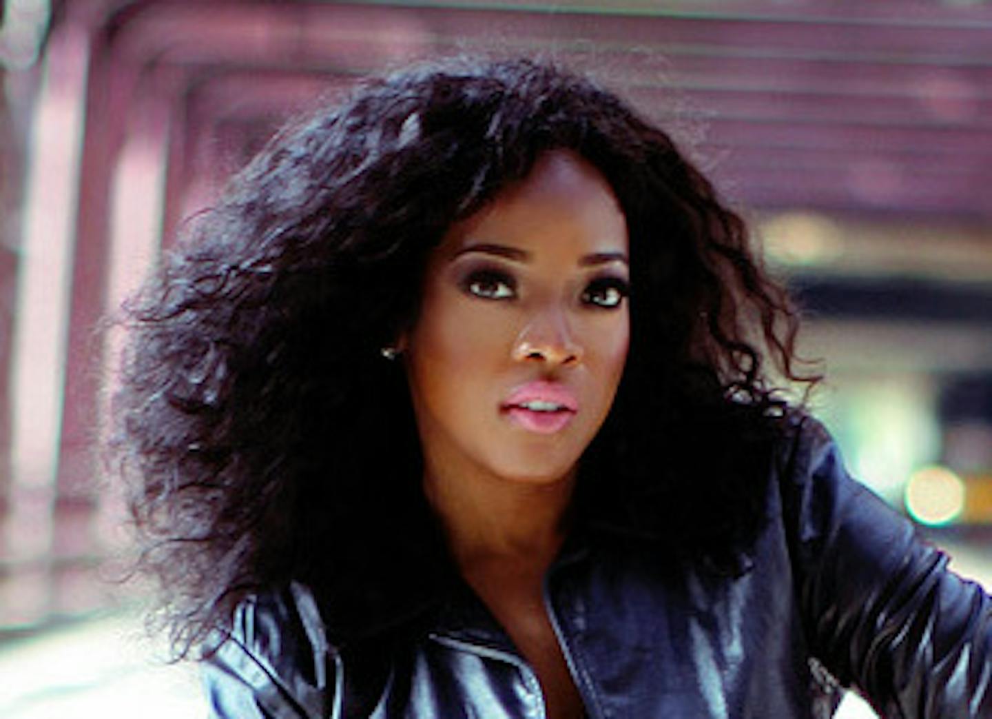 C.J.: Prince protégée Ashley Támar Davis performed with pre-Destiny Beyoncé