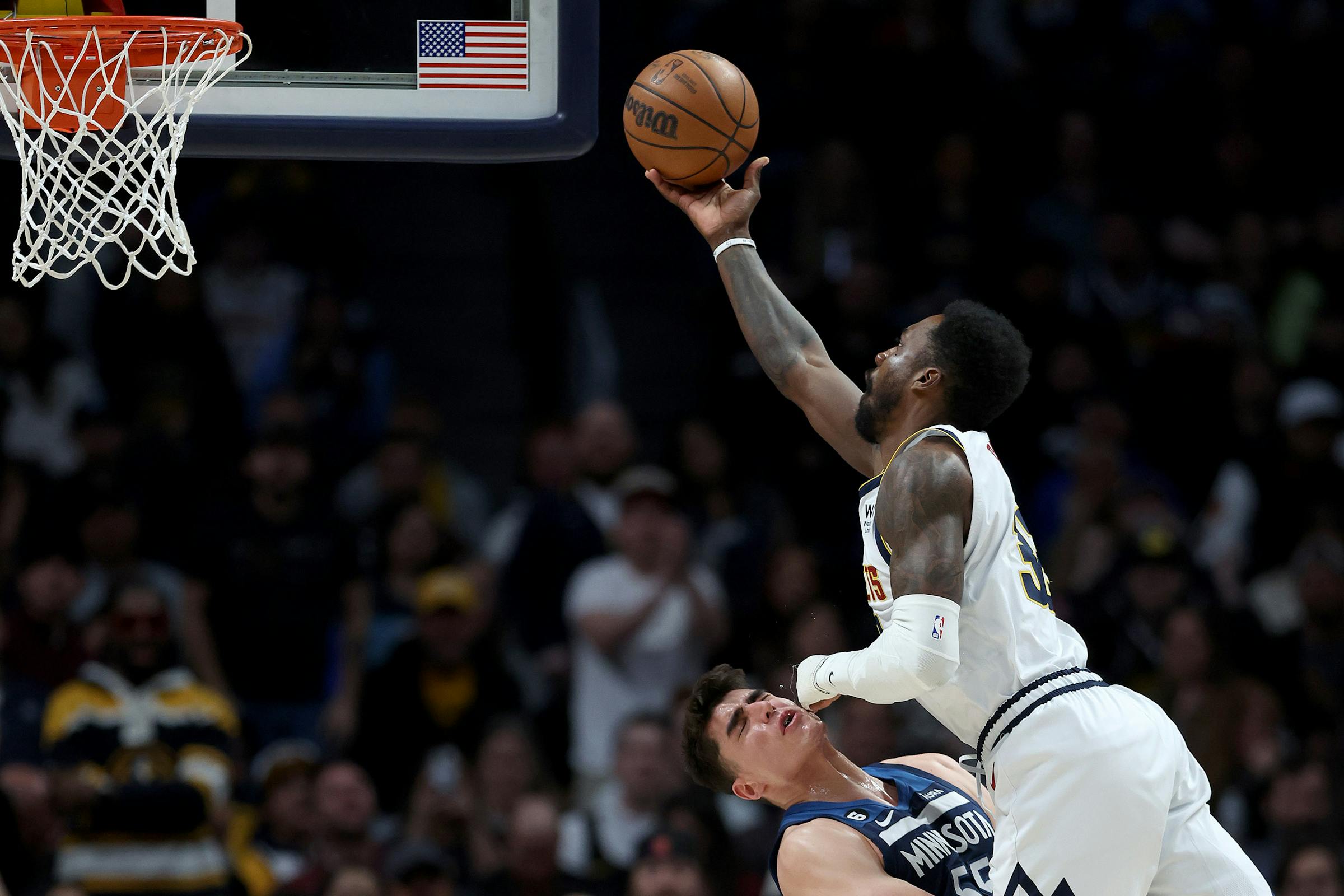 Timberwolves give up 49 points in first quarter, and it didn't get ...