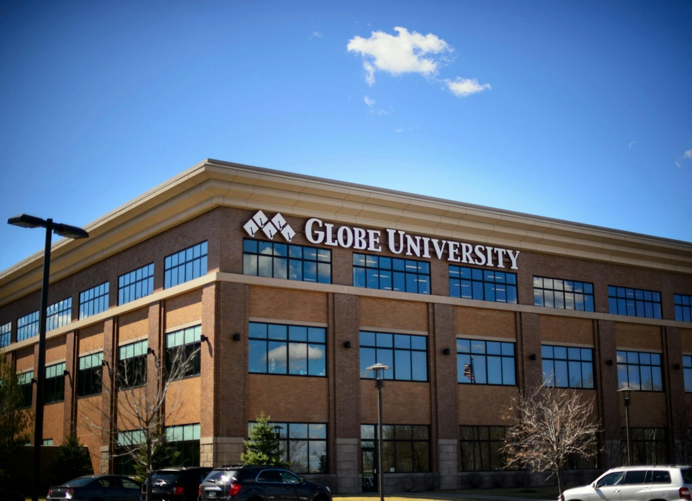 Now-defunct Globe University files for Chapter 11, citing many millions ...