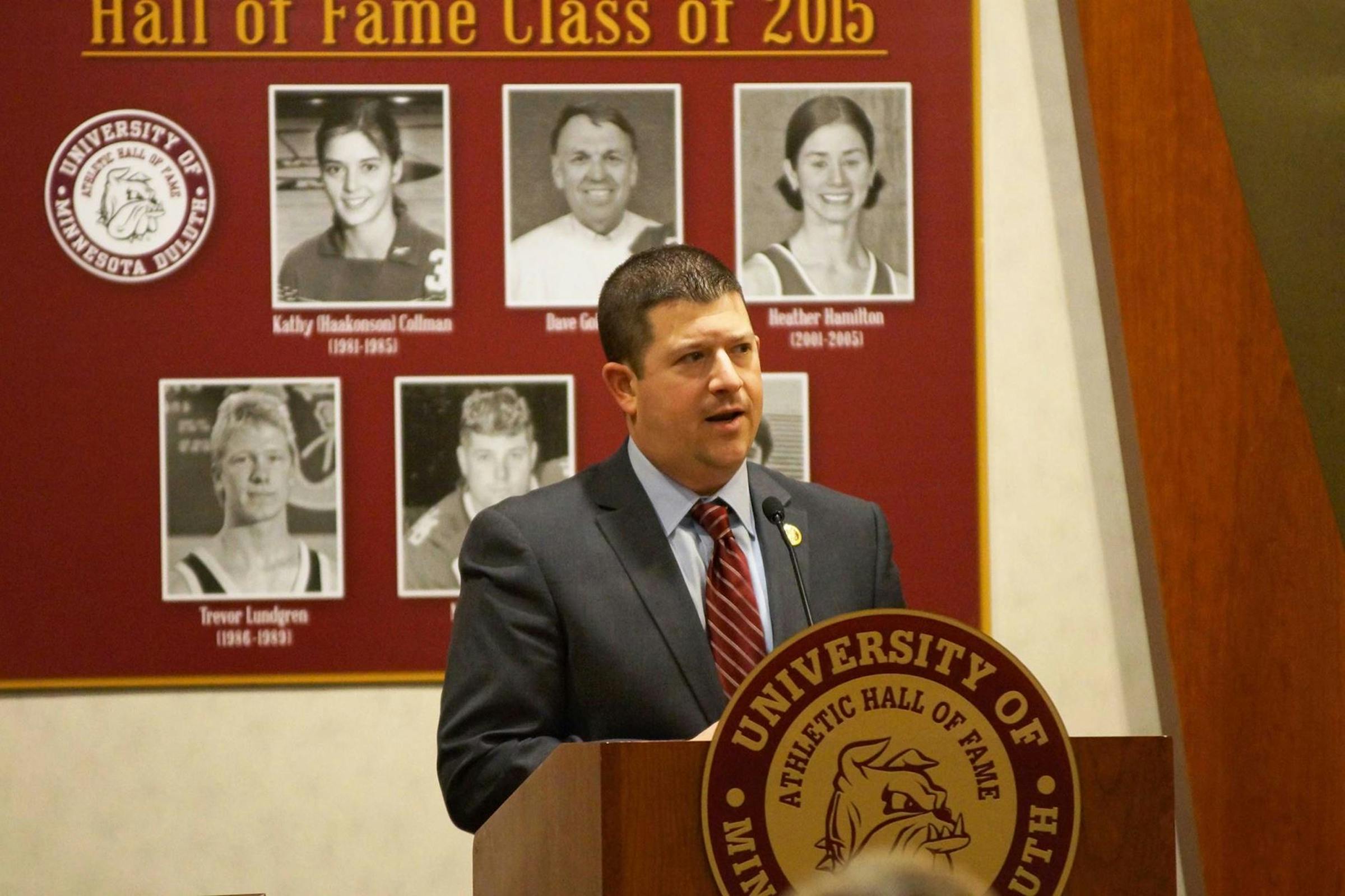 Minnesota Duluth athletic director Josh Berlo leaving for job in Denver
