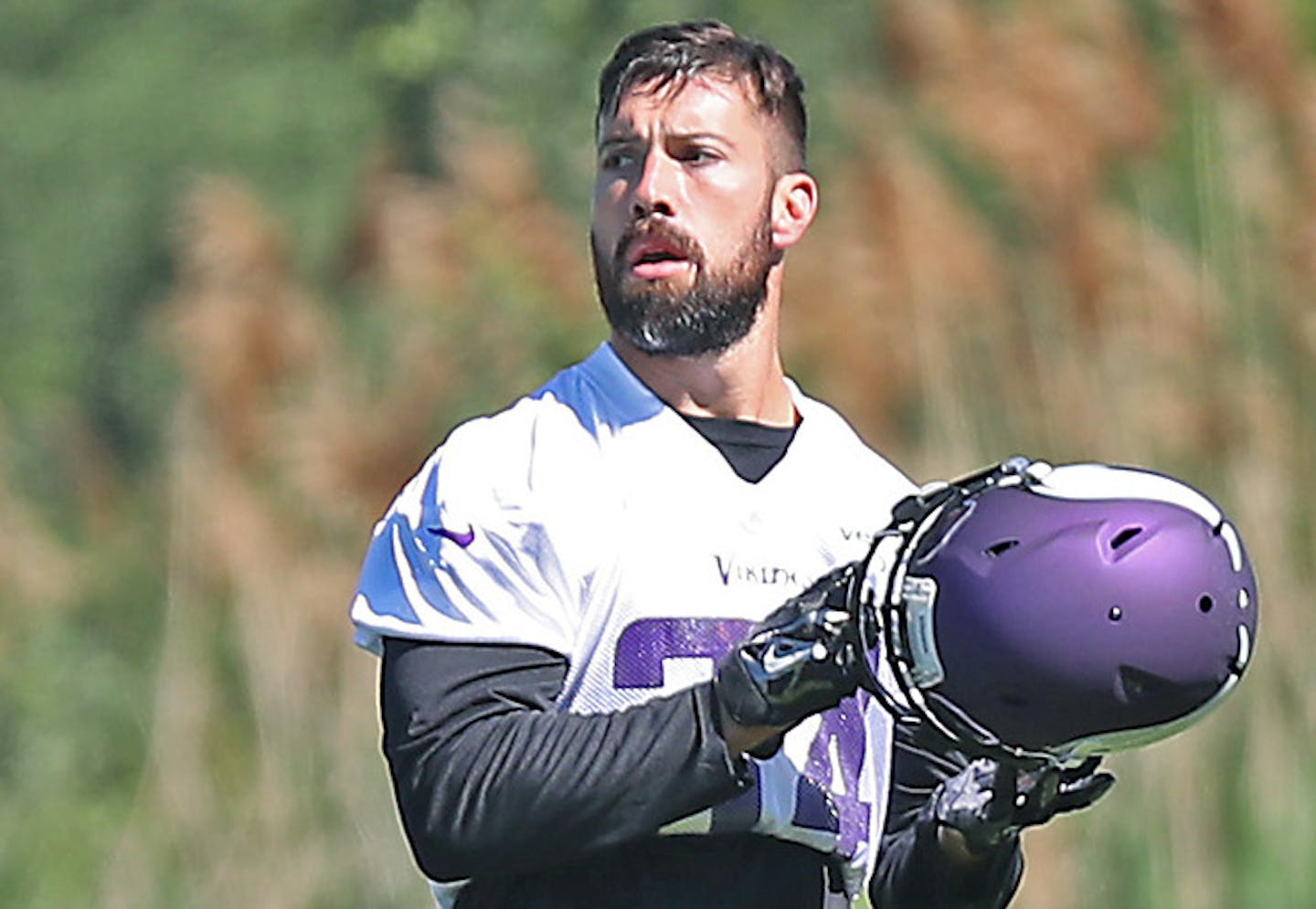 Even off the field, Vikings safety Andrew Sendejo goes to extremes