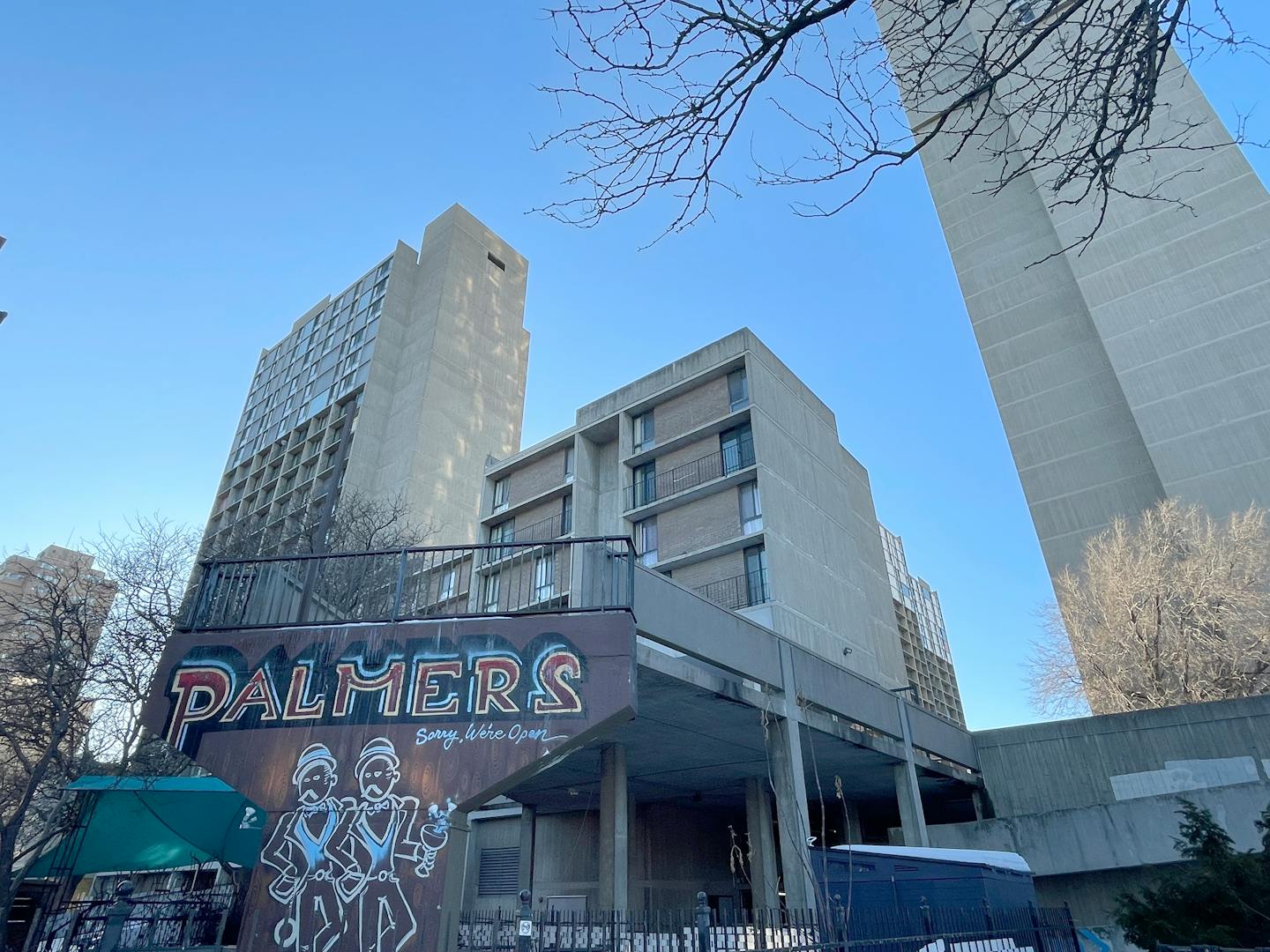 Why was the utopian plan for Minneapolis' Cedar-Riverside area never built?