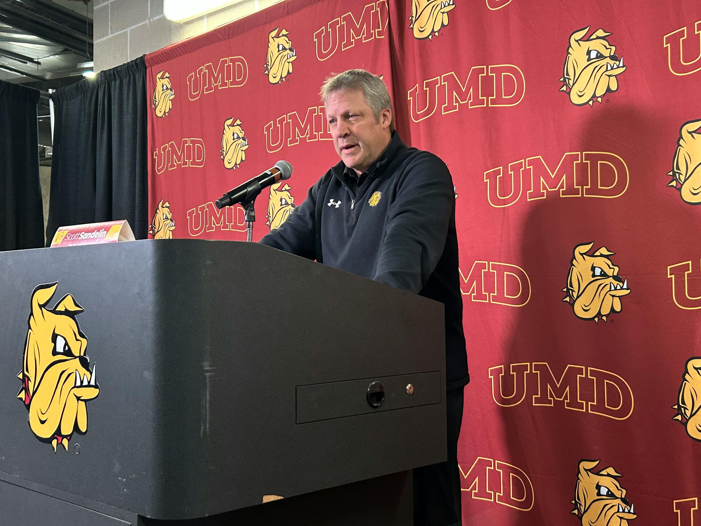 Minnesota Duluth's Scott Sandelin remembers Adam Johnson as impact player