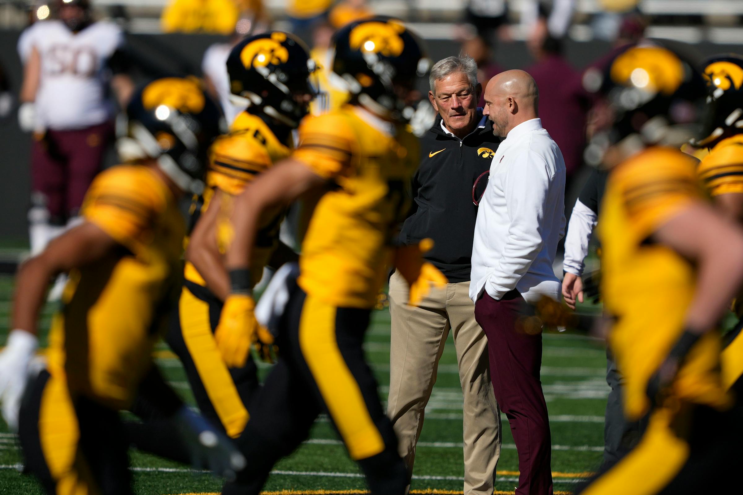 Win at Iowa opens path for Gophers to challenge for Big Ten West title