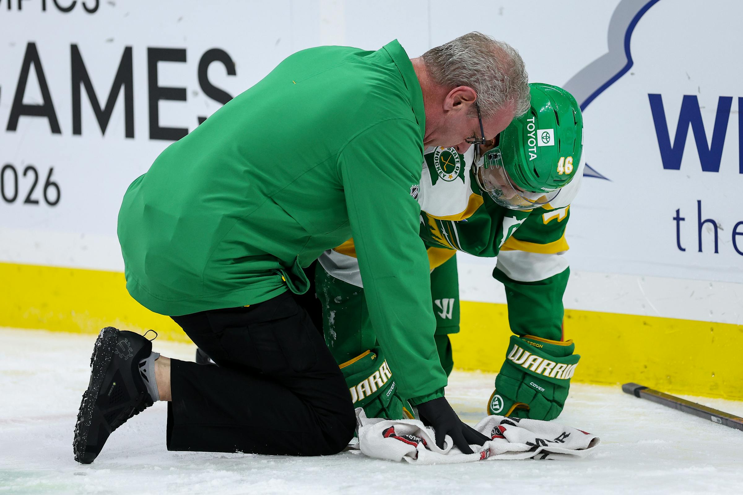 Wild injuries put extra pressure on goalie Filip Gustavsson
