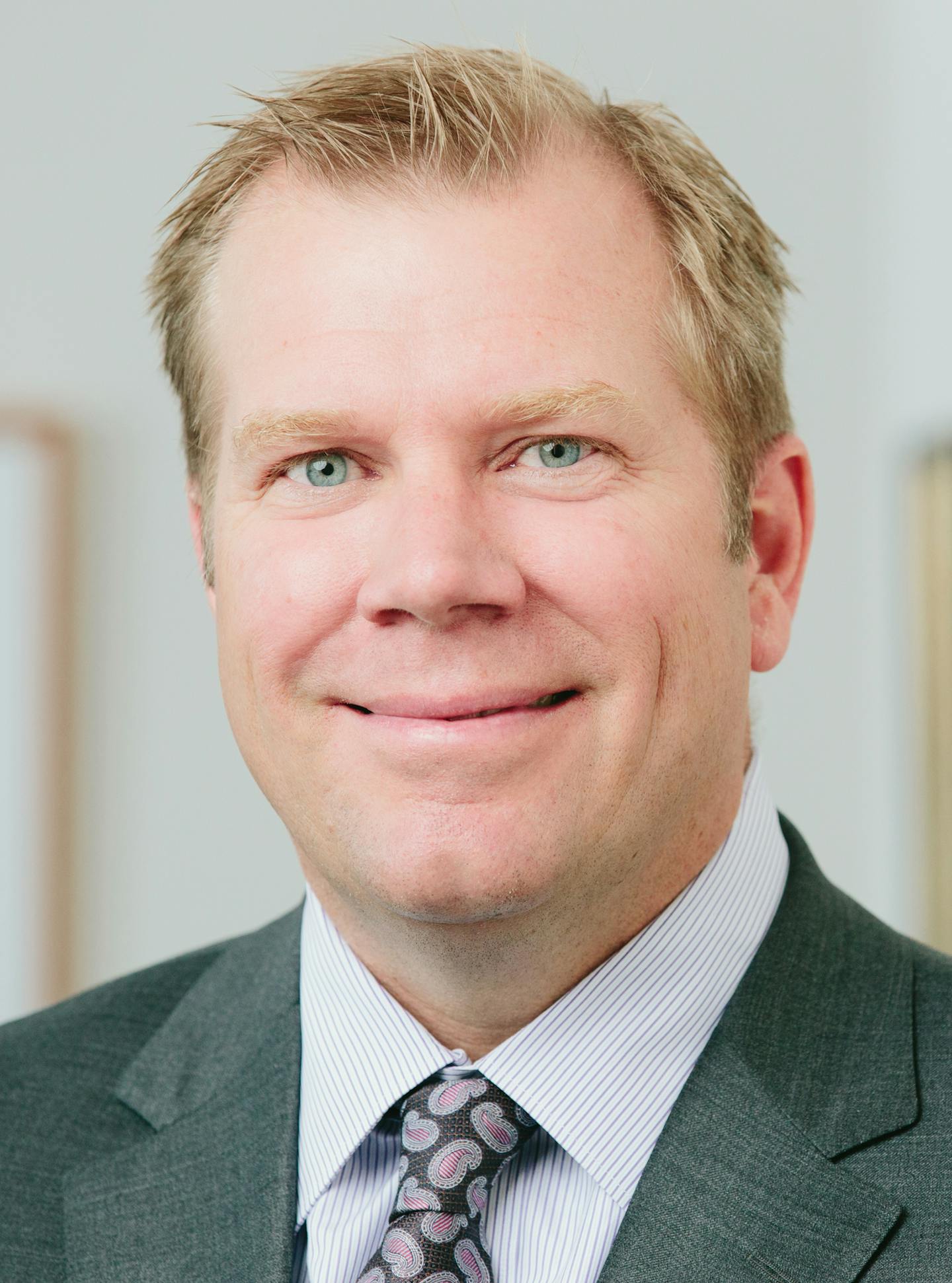 CEO Paywatch: Chad Abraham, Piper Jaffray Cos.