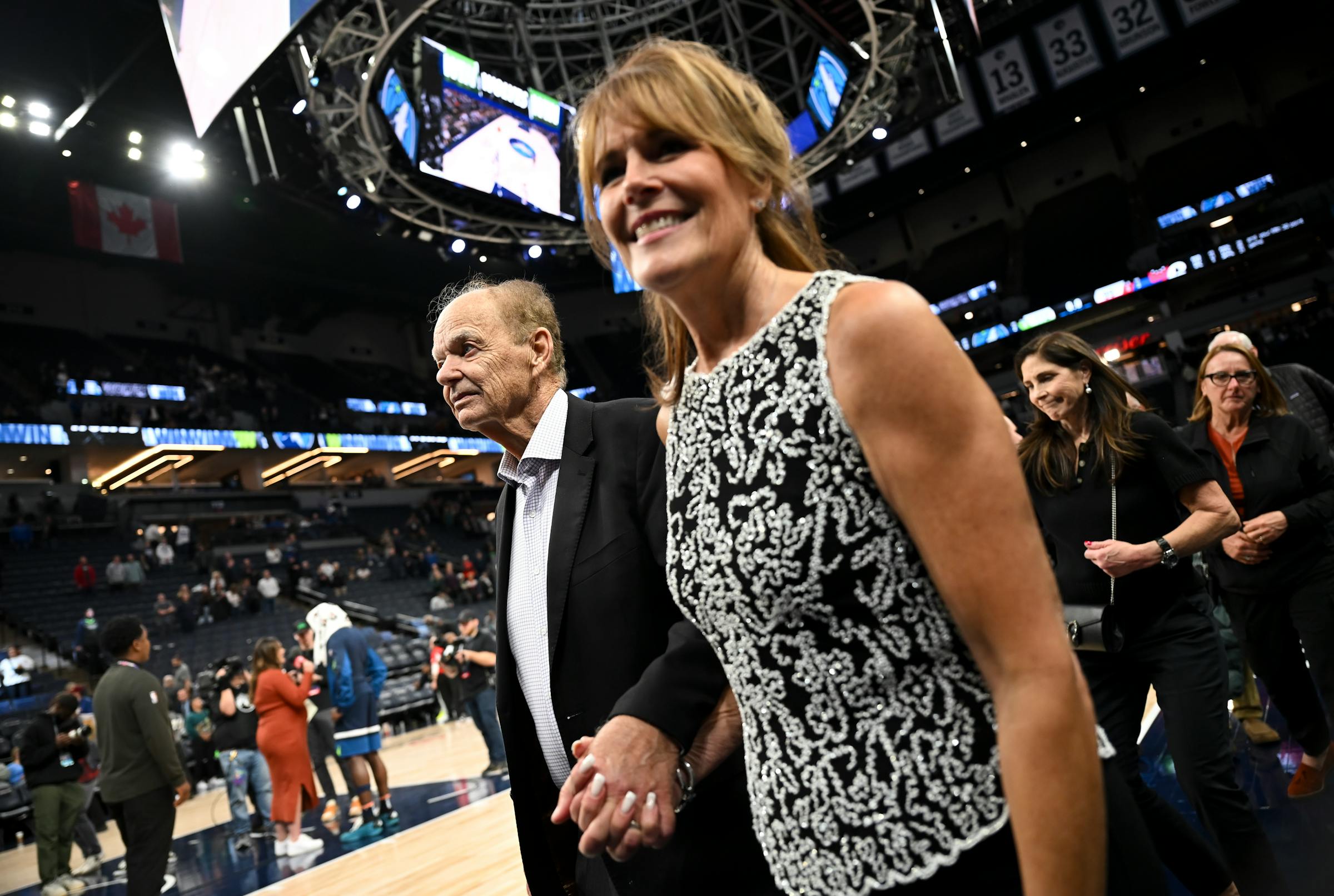 As Timberwolves win back Minnesota, owner Glen Taylor remains No. 1 fan ...