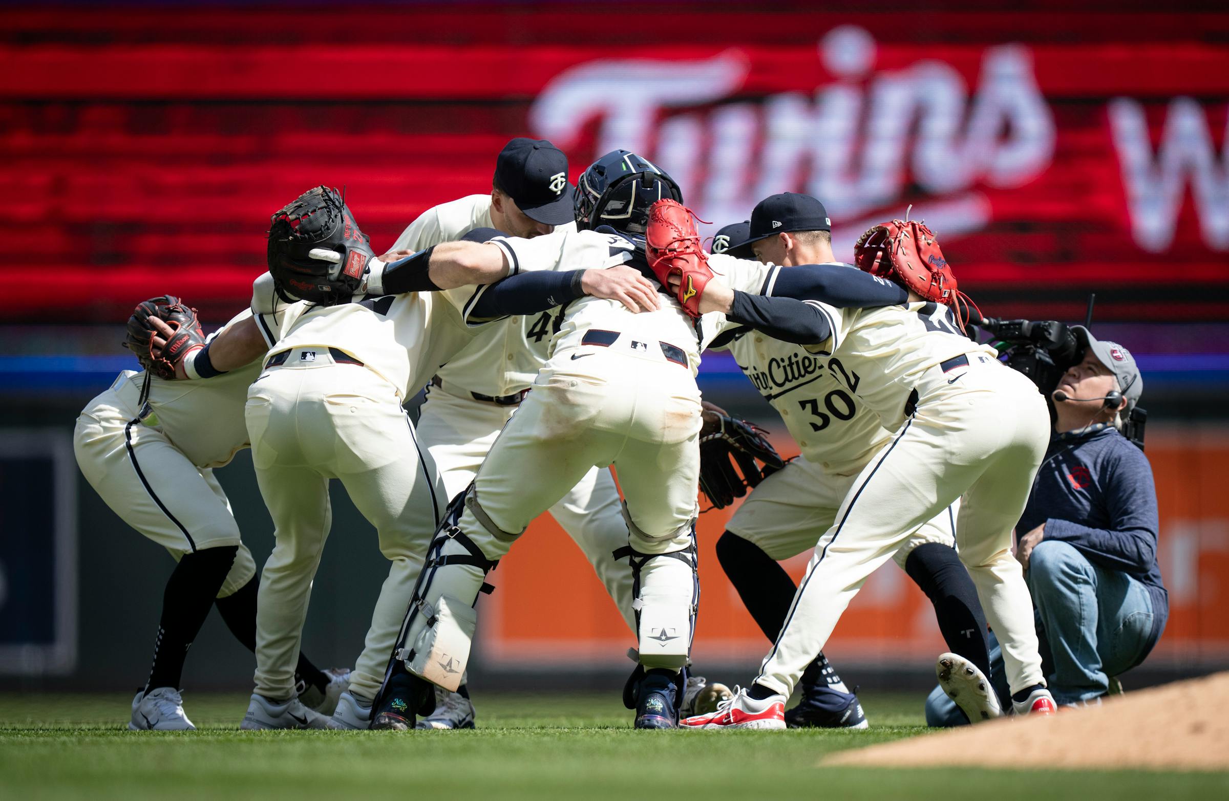Minnesota Twins' 12-game winning streak. How it came together
