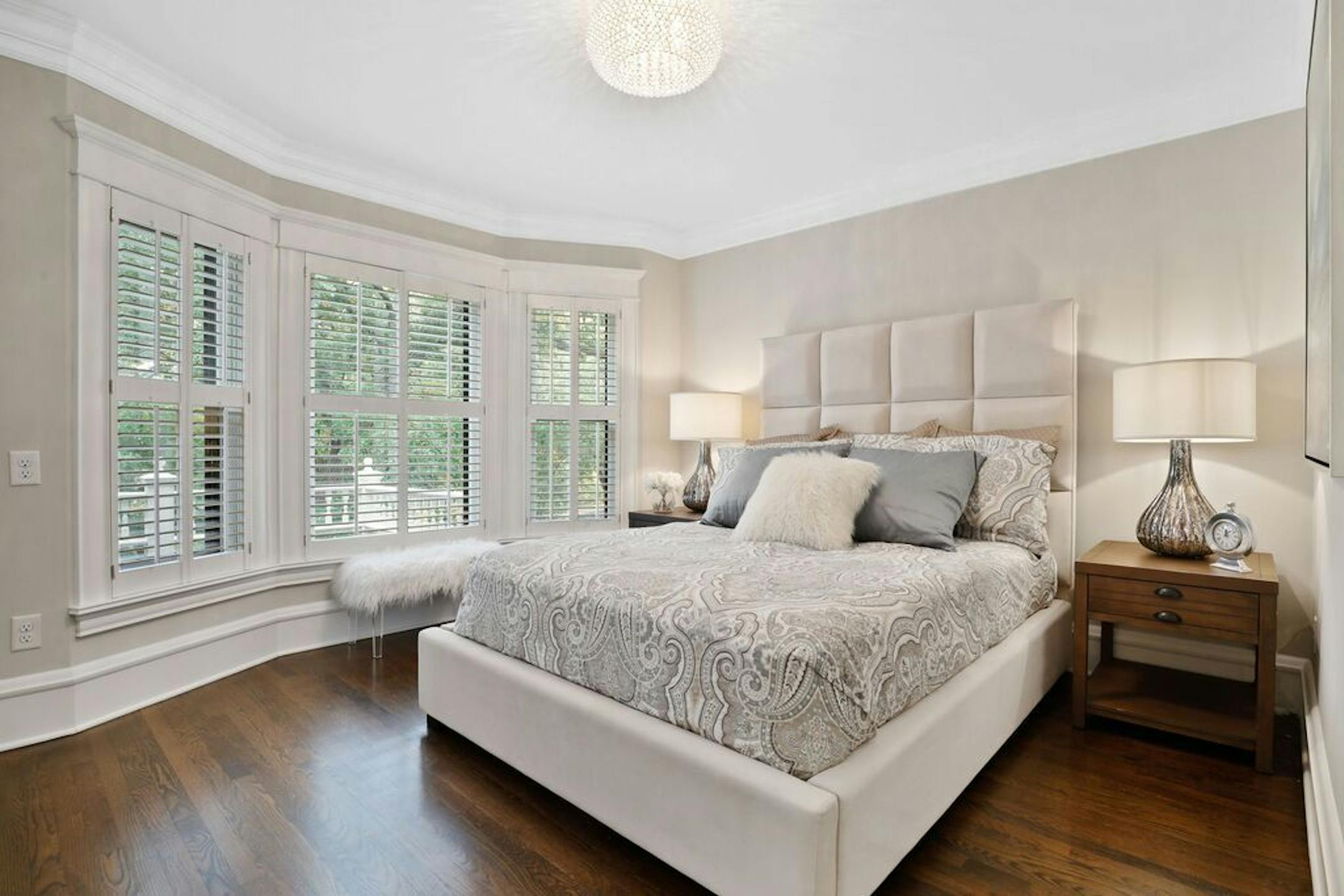 $2.2M Victorian home in Minneapolis has been updated with 'every modern ...