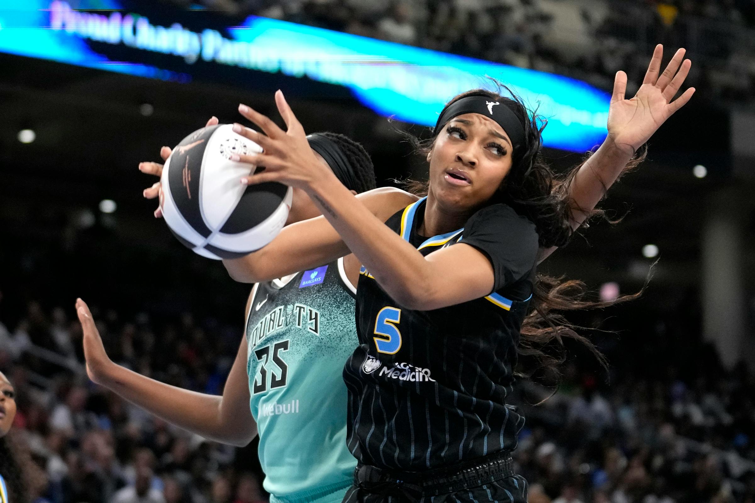 Lynx-Sky preview: Broadcast information, injury report and statistics